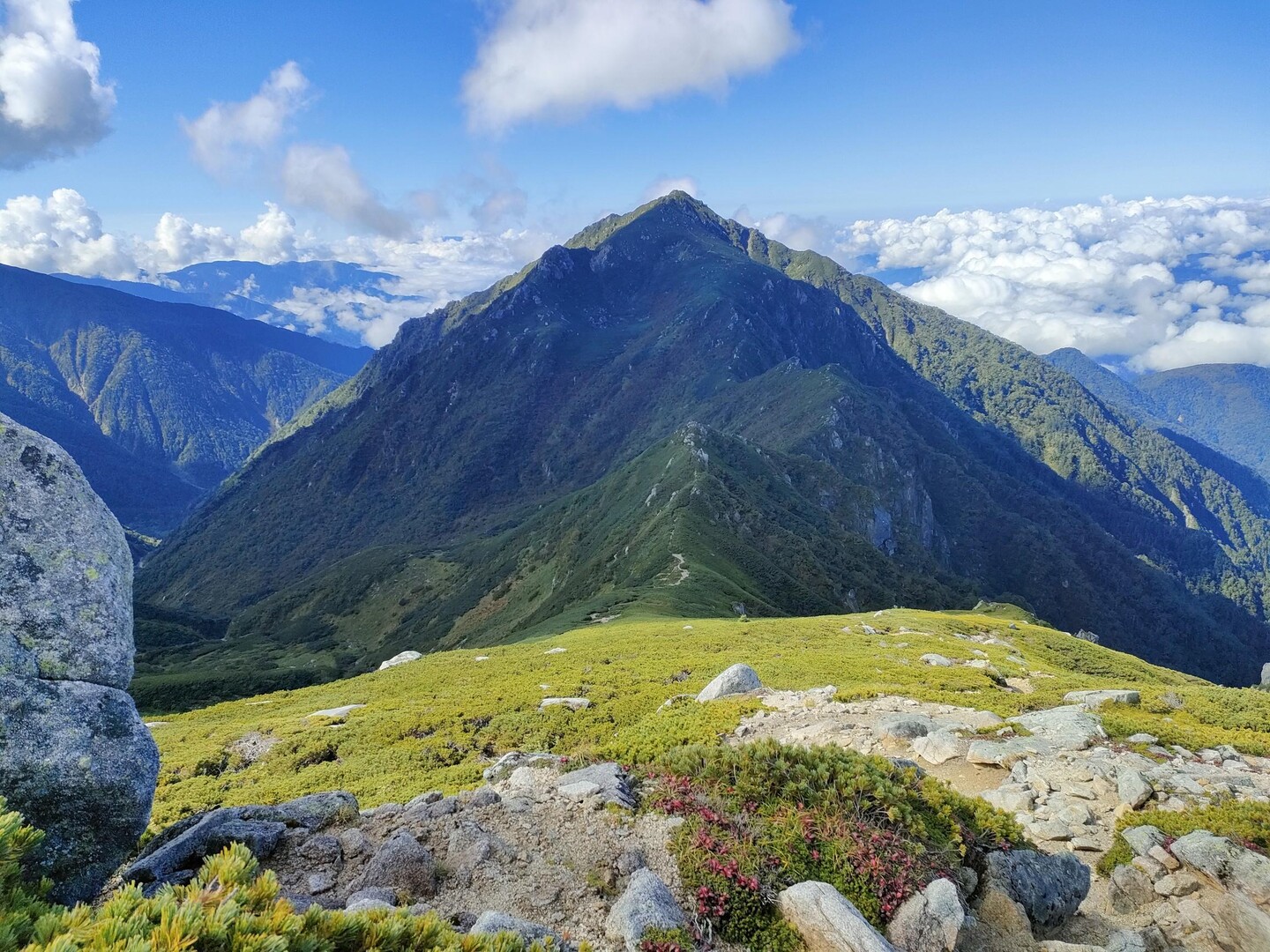 三ノ沢岳～宝剣岳 / maekaoさんの木曽駒ヶ岳・空木岳・越百山の活動データ | YAMAP / ヤマップ