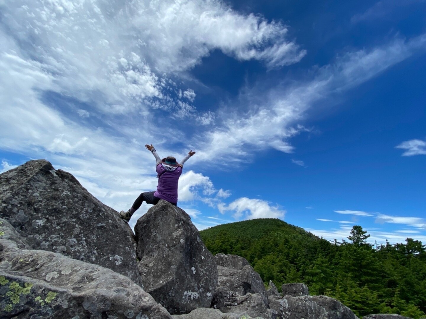 山の日だよ ニュウ、高見石、白駒池 2022.08.11 / エミーノさんの八ヶ岳（赤岳・硫黄岳・天狗岳）の活動データ | YAMAP / ヤマップ