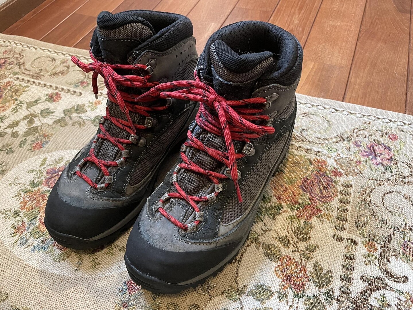 6年ほど履いて、靴底がかなりすり減ってい... / Kenjiさんのモーメント | YAMAP / ヤマップ