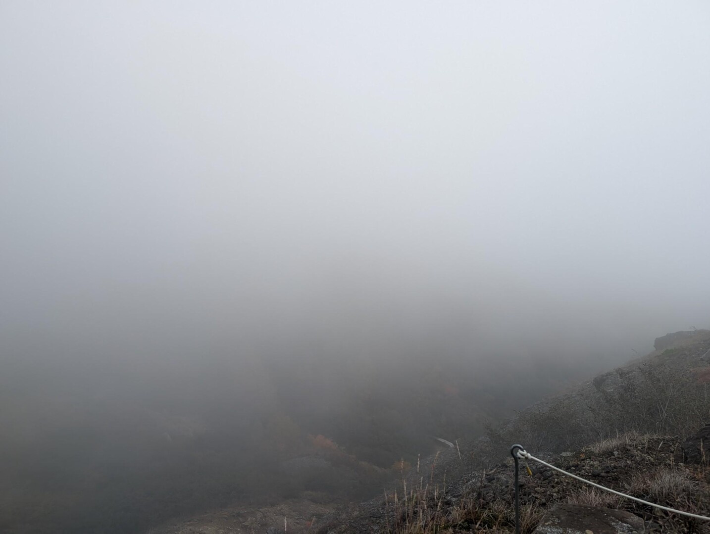 剣が峰・隠居倉・1900m峰・三本槍岳・朝日岳 / bbqmanさんの茶臼岳（那須岳）・三本槍岳・赤面山の活動日記 | YAMAP / ヤマップ