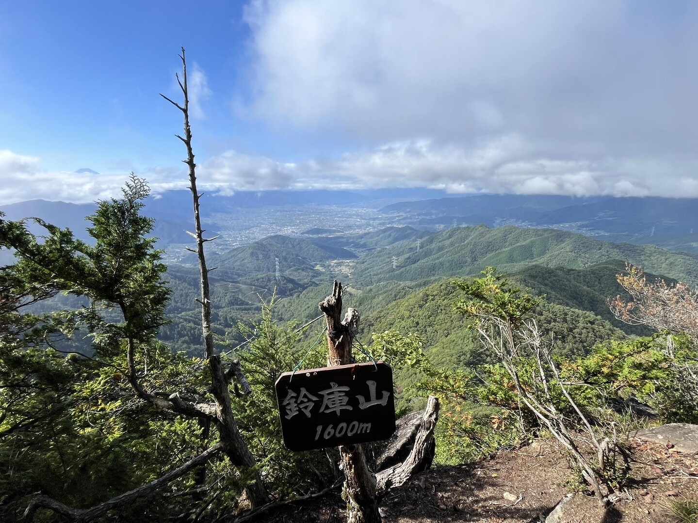 柳沢ノ頭・ハンゼノ頭・鈴庫山(甲州自主合宿act5) / おのきょうPHさんの倉掛山・鈴庫山・小倉山の活動データ | YAMAP / ヤマップ
