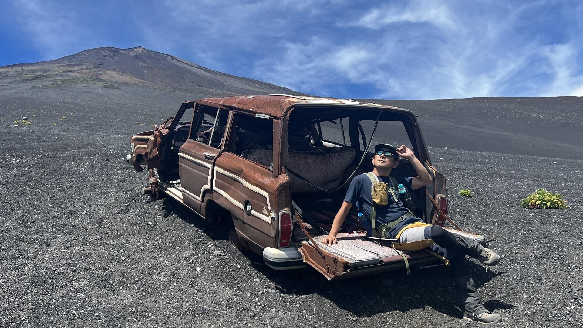 二ツ塚(下二ツ塚)・二ツ塚（上二ツ塚）・宝永山にワゴニア / nA_Akさんの富士山の活動日記 | YAMAP / ヤマップ