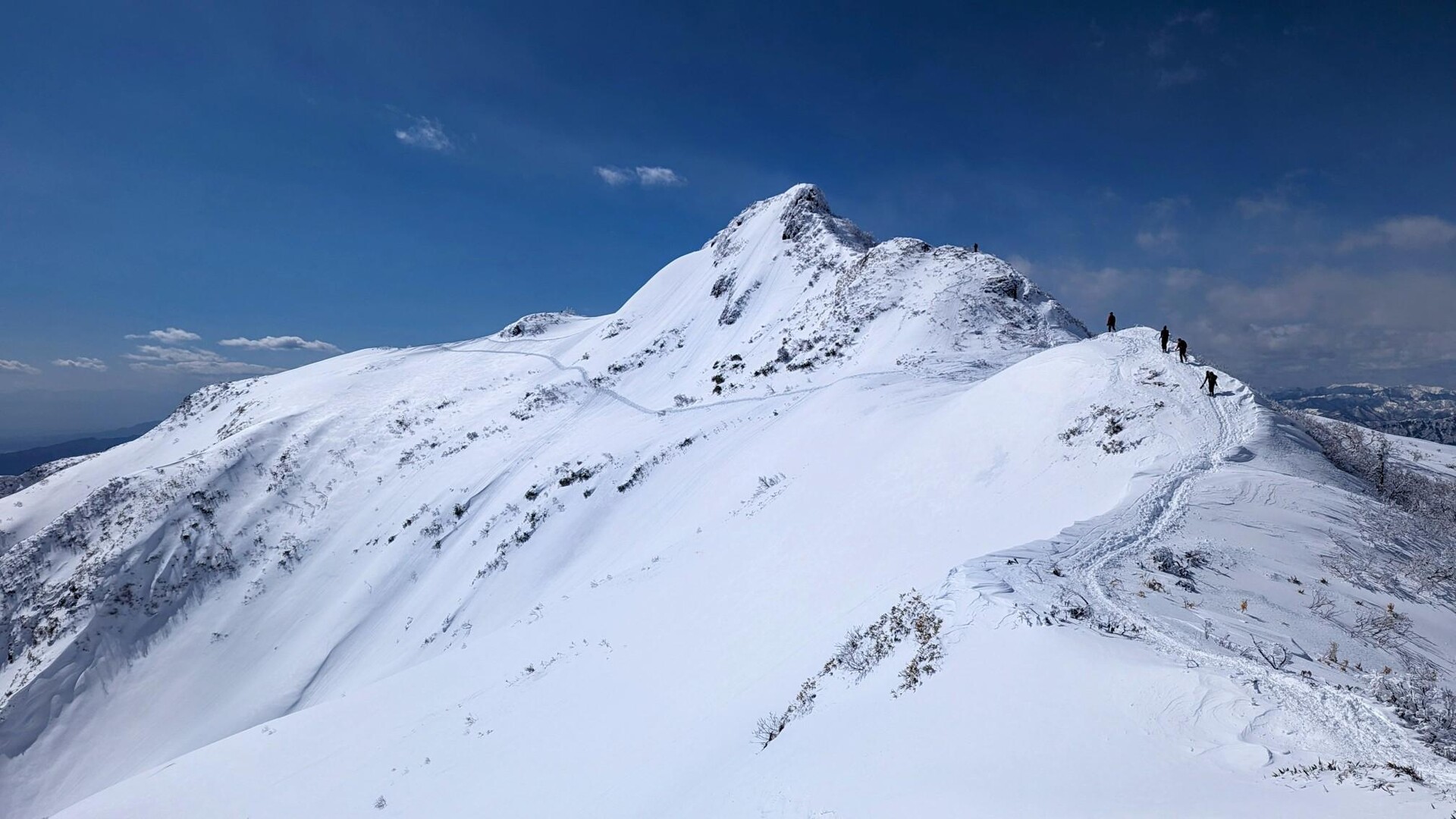 今年もバスで剣ヶ峰山・武尊山 / Sayoさんの武尊山・鹿俣山・尼ヶ禿山の活動データ | YAMAP / ヤマップ