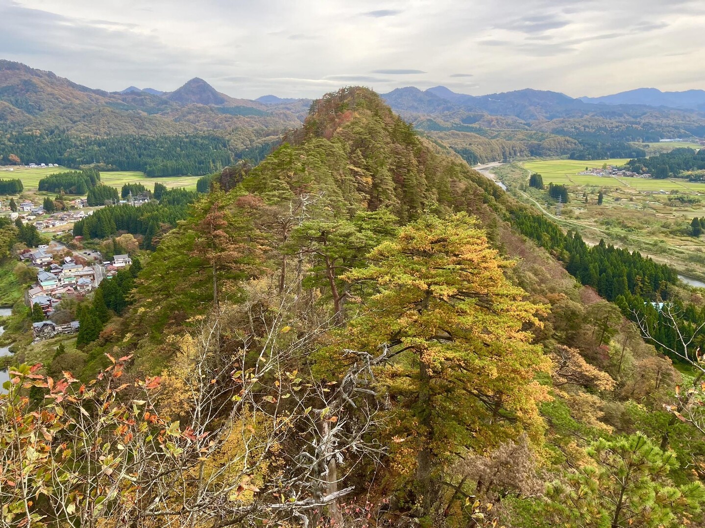 今年もここへ🍁 ︎麒麟山 / Naluさんの阿賀町の活動日記 | YAMAP / ヤマップ