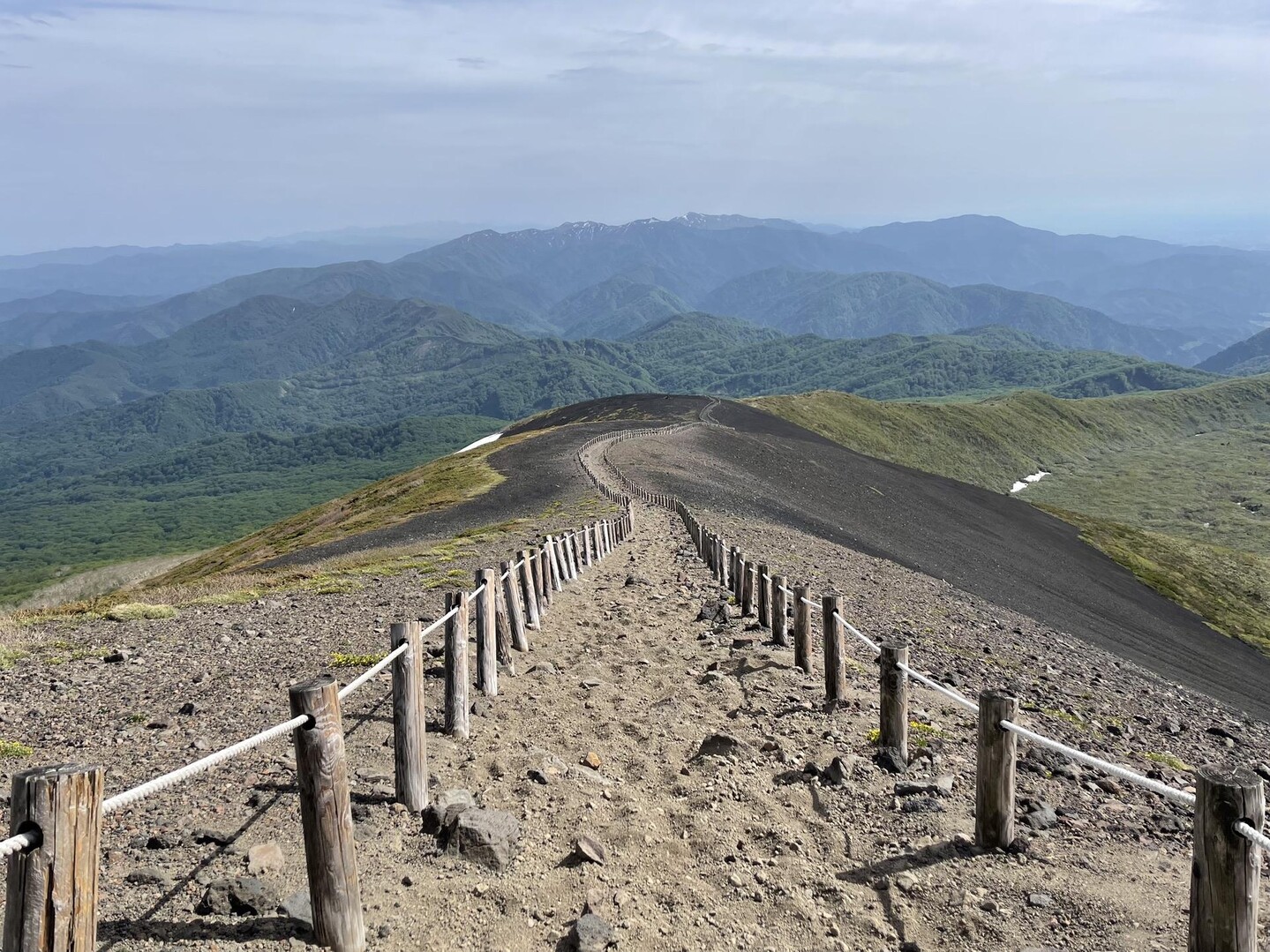 横岳・男女岳（秋田駒ヶ岳）・男岳・焼森・笹森山・湯森山 / shimi-kenさんの秋田駒ヶ岳・男女岳・貝吹岳の活動データ | YAMAP ...
