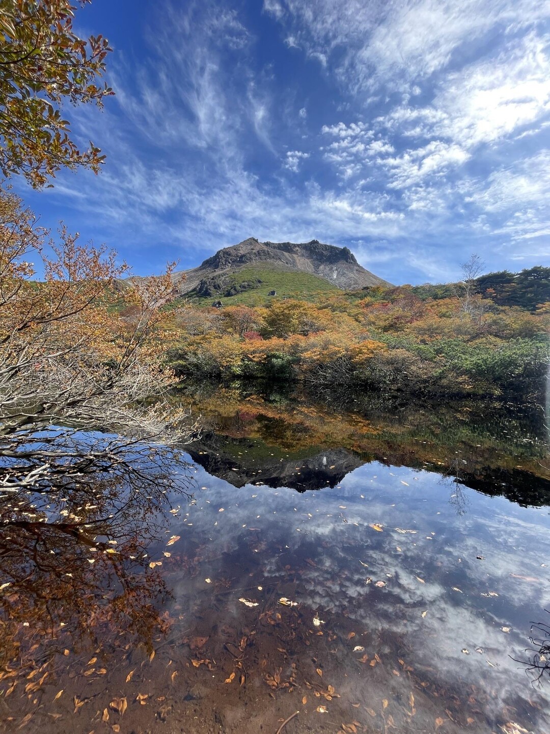 紅葉の那須岳へ行きナスた！ / YOUKOWさんの茶臼岳（那須岳）・三本槍岳・赤面山の活動データ | YAMAP / ヤマップ