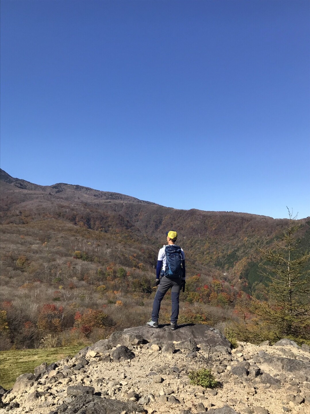 霧降高原 大山トレッキングコース-2019-11-02 / xv.kazuさんの女峰山・赤薙山・大真名子山の活動データ | YAMAP / ヤマップ