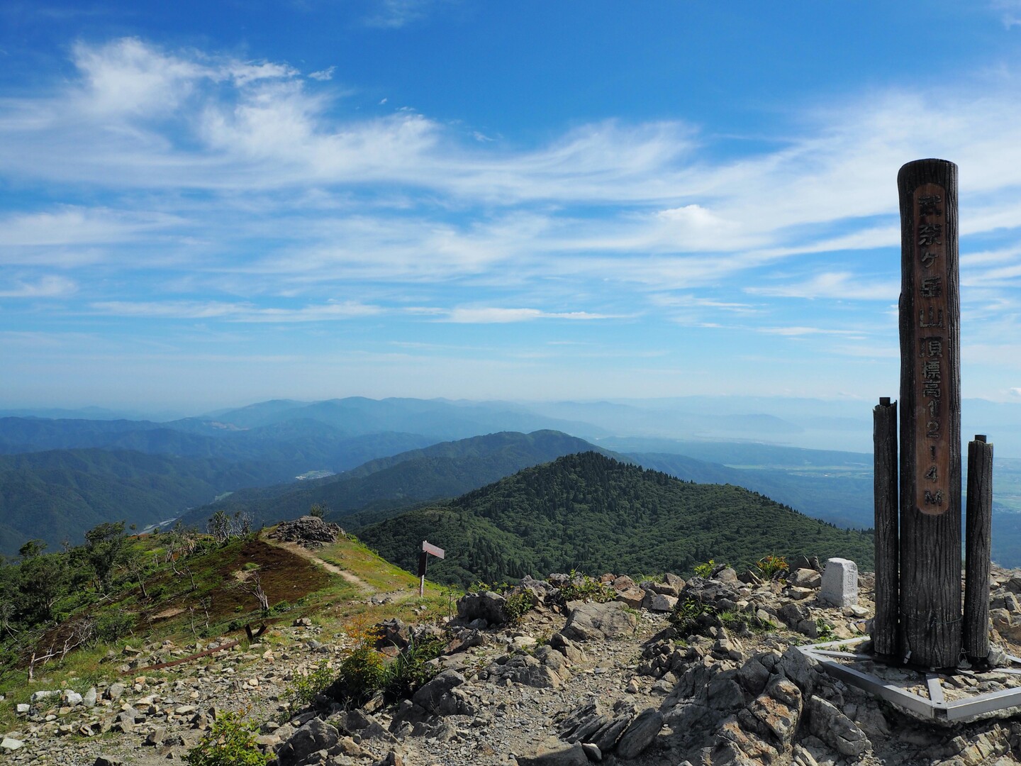 釈迦岳・カラ岳・次郎坊山・比良明神・武奈ヶ岳・コヤマノ岳・堂満岳 / mokaさんの比良山地・武奈ヶ岳・釈迦岳の活動データ | YAMAP / ヤマップ