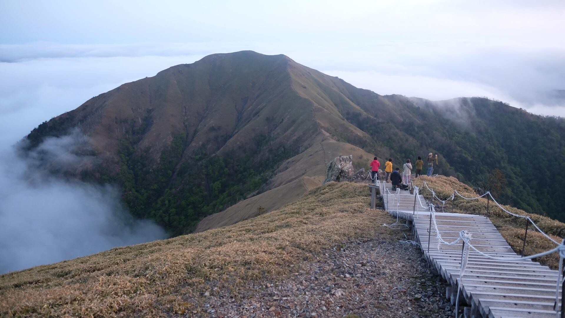 登って降りて、又登った 塔丸・剣山・次郎笈・丸笹山 / gamisanさんの剣山の活動データ | YAMAP / ヤマップ