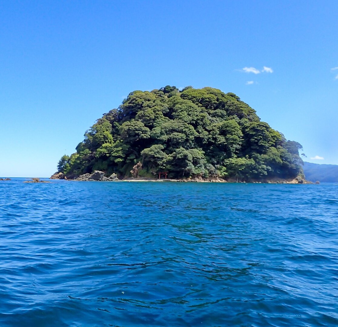 SUPで島自体が天然記念物の蒼島へ。強風... / 日本太郎さんのモーメント | YAMAP / ヤマップ