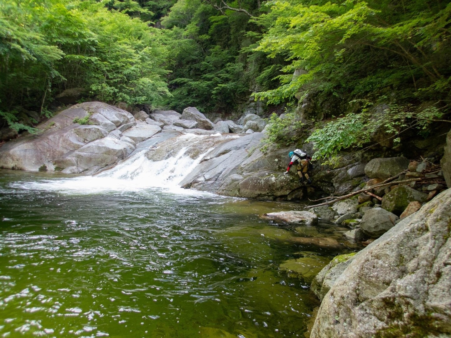尾白川、鞍掛沢〜乗越沢。 下山は日向山経... / hirosioさんのモーメント | YAMAP / ヤマップ