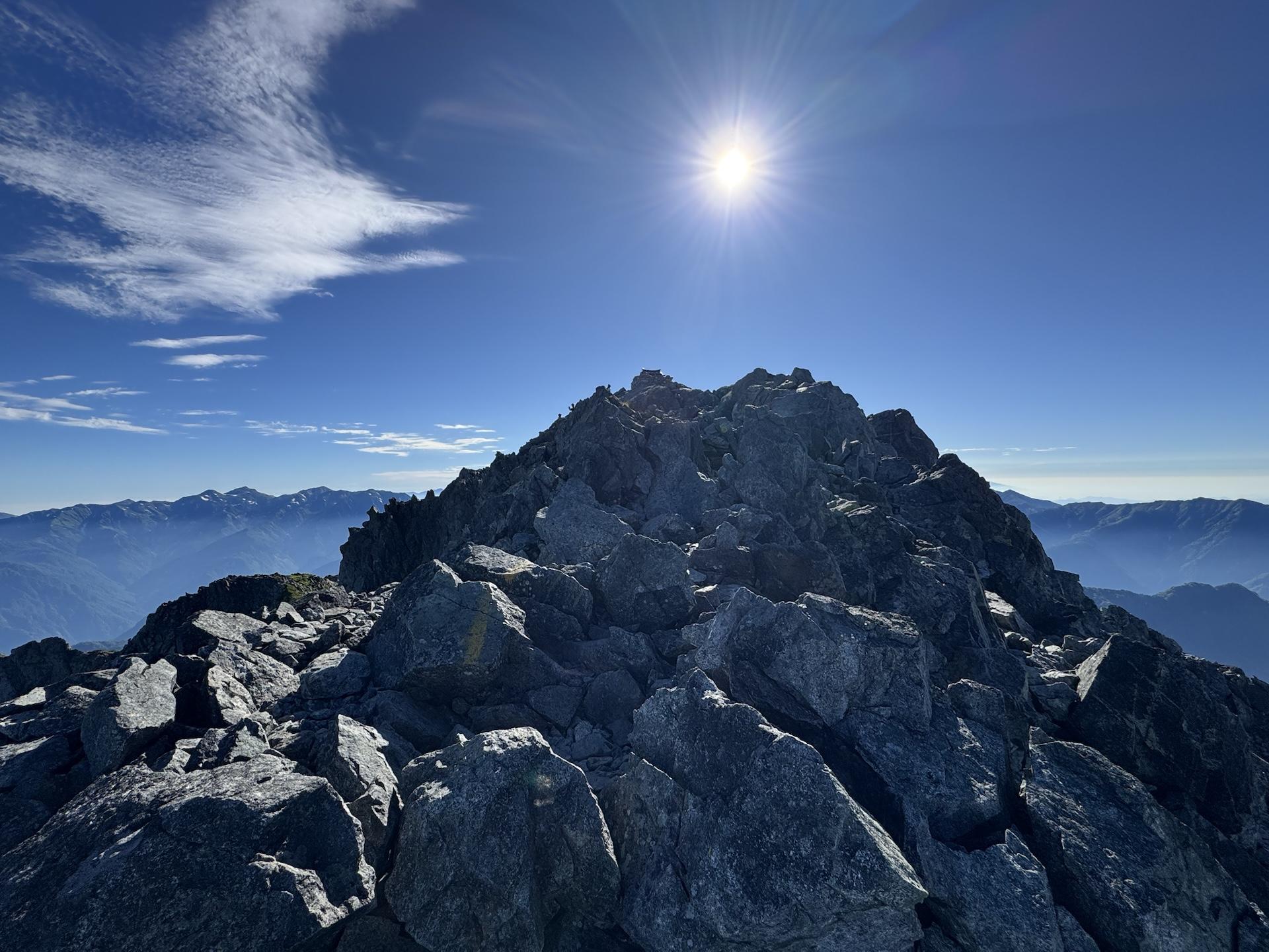 剱岳 花を求めて早月尾根往復 おまけのカニ / Bobさんの剱岳の活動データ | YAMAP / ヤマップ