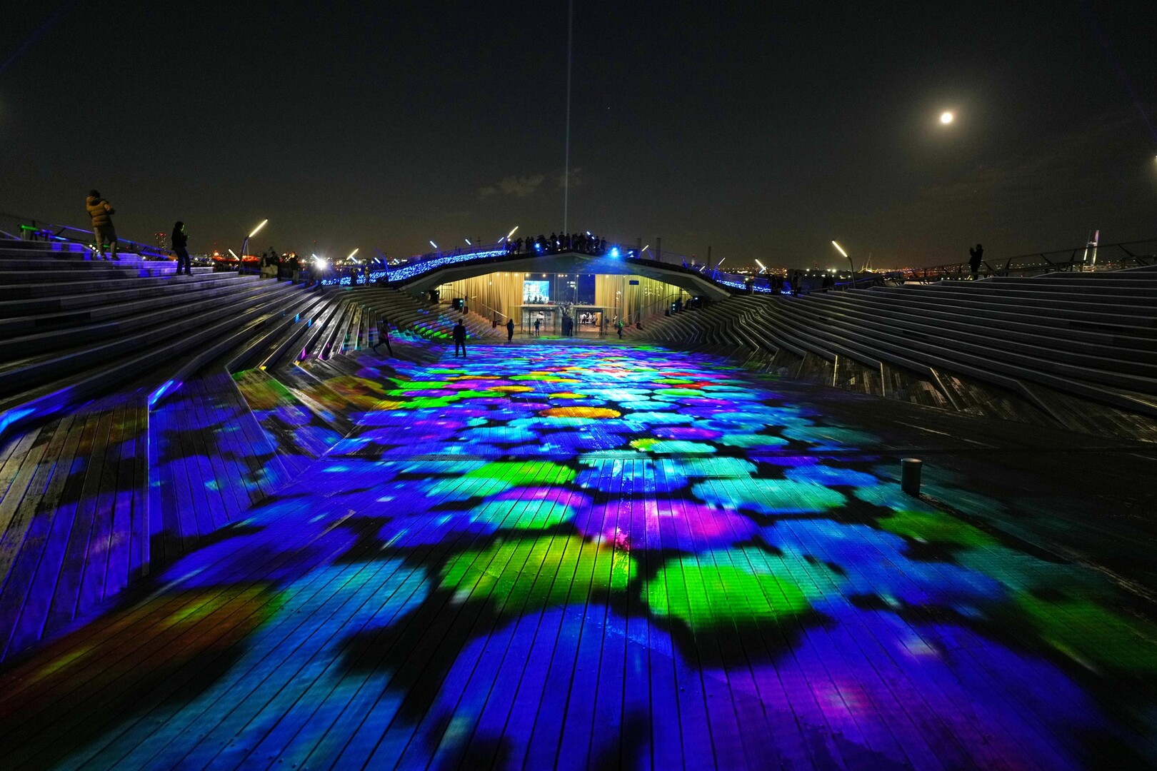 夜にあらわれる光の横浜 ヨルノヨ2023 / アキチャン1491さんの横浜市 南エリアの活動データ | YAMAP / ヤマップ