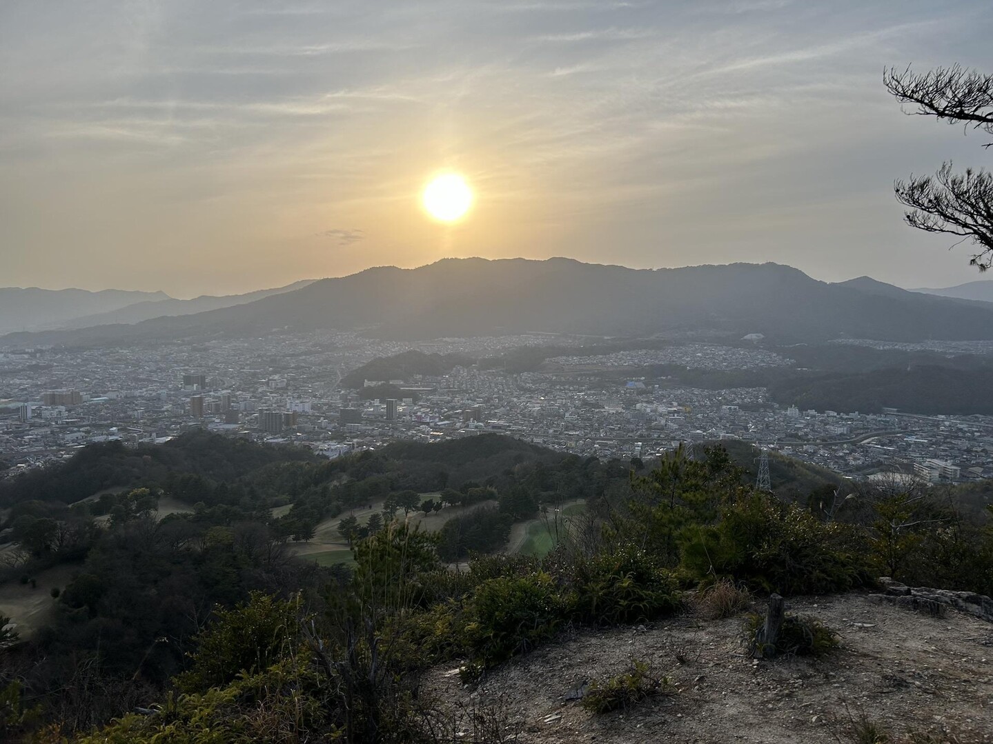 武田山・黒谷山・火山・小堀山・石山・観音山・丸山・大茶臼山・柚木城山・見越山・鬼ヶ城山・鈴ヶ峰... / nobさんの広島南アルプス（武田山・三滝山・鈴ヶ峰）の活動データ | YAMAP / ヤマップ