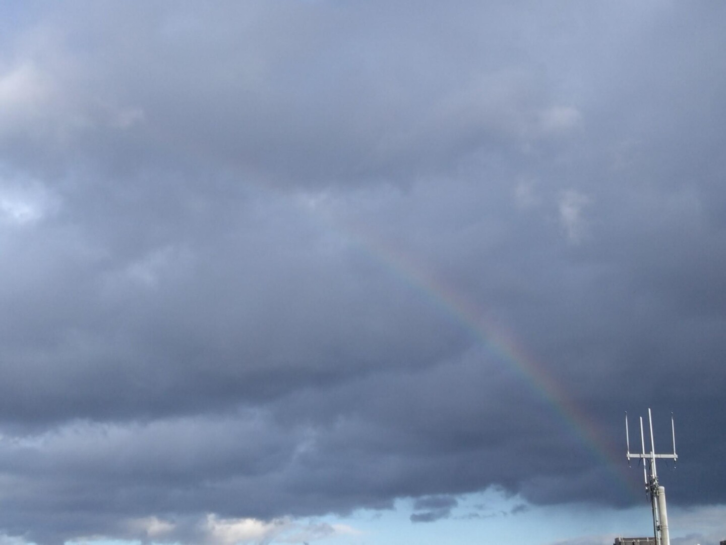 空にうっすらと🌈 3週間くらいまともな... / ma-mamaさんのモーメント | YAMAP / ヤマップ