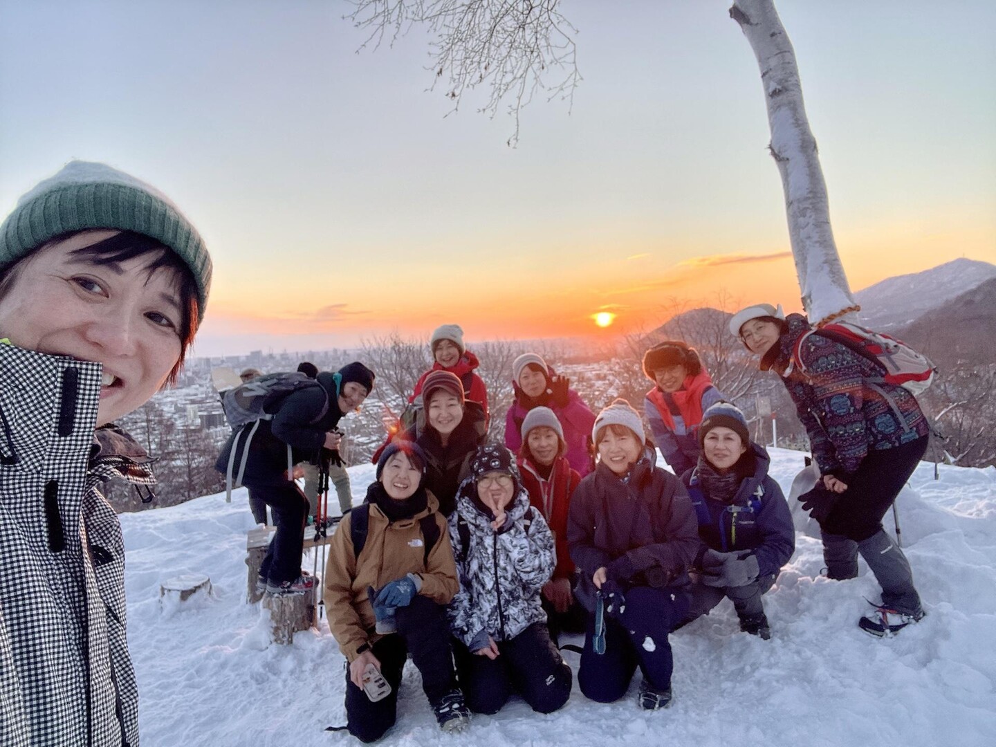 2025🐍山初めだよ‼️驚きの全員集合🤣やっぱり赤坂山 / KEIKOさんの三角山・大倉山・円山の活動データ | YAMAP / ヤマップ