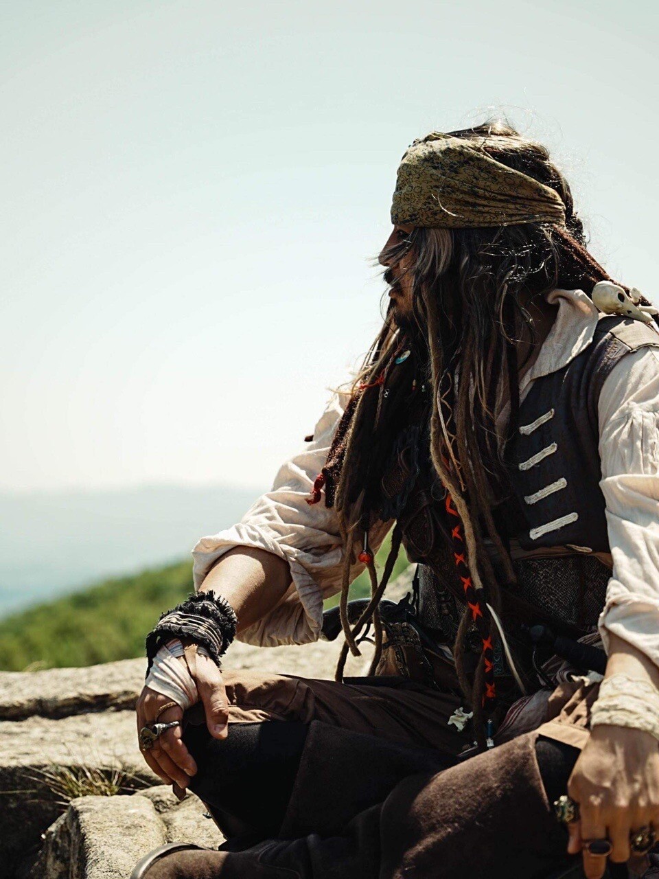 平尾台『カルスト大地』にて撮影 / 【町興し仮装者】Jack Sparrowさんのモーメント | YAMAP / ヤマップ