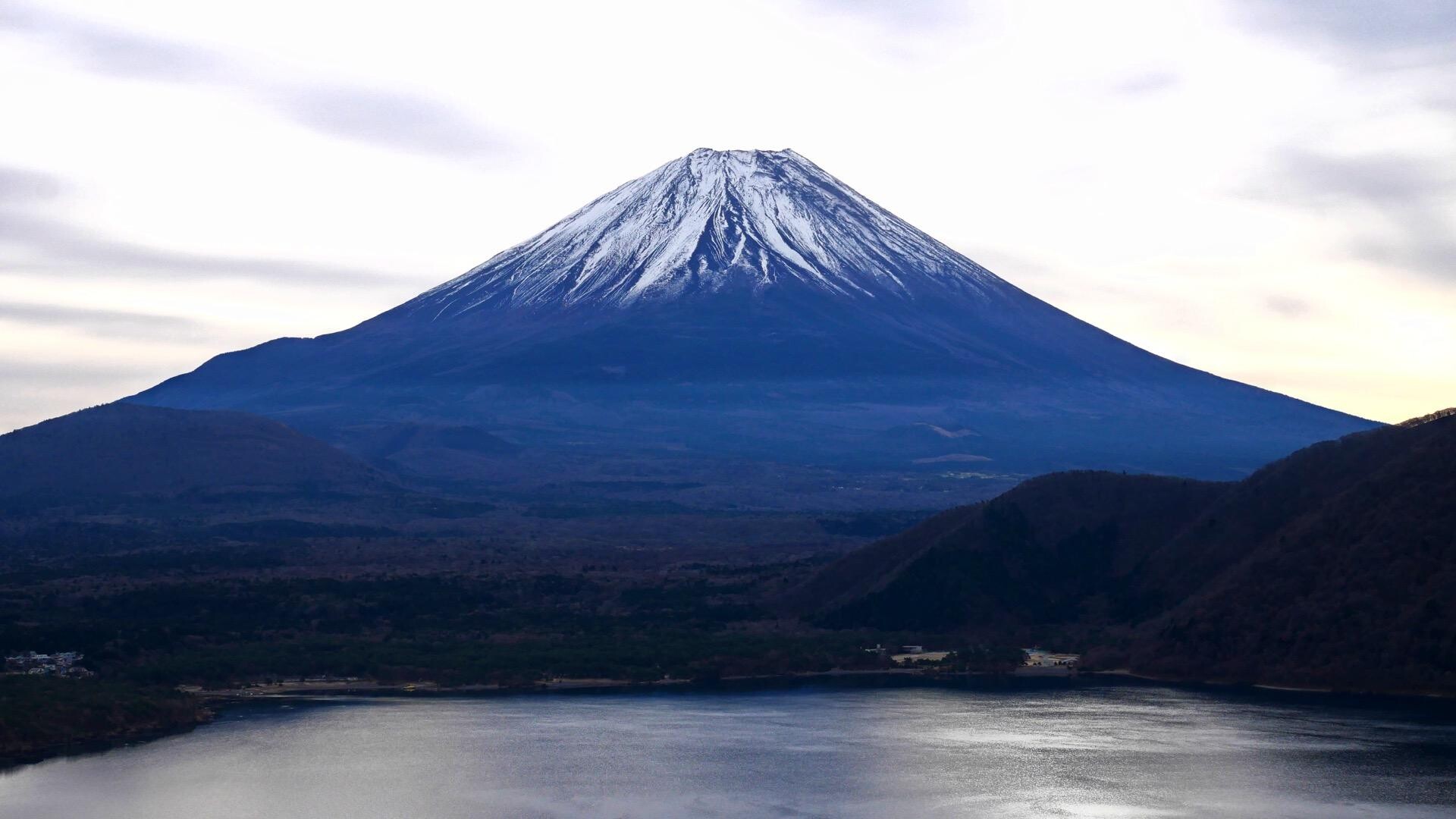 本栖湖畔の中ノ倉峠へ孫達連れて。 割と急... / ziziさんのモーメント | YAMAP / ヤマップ