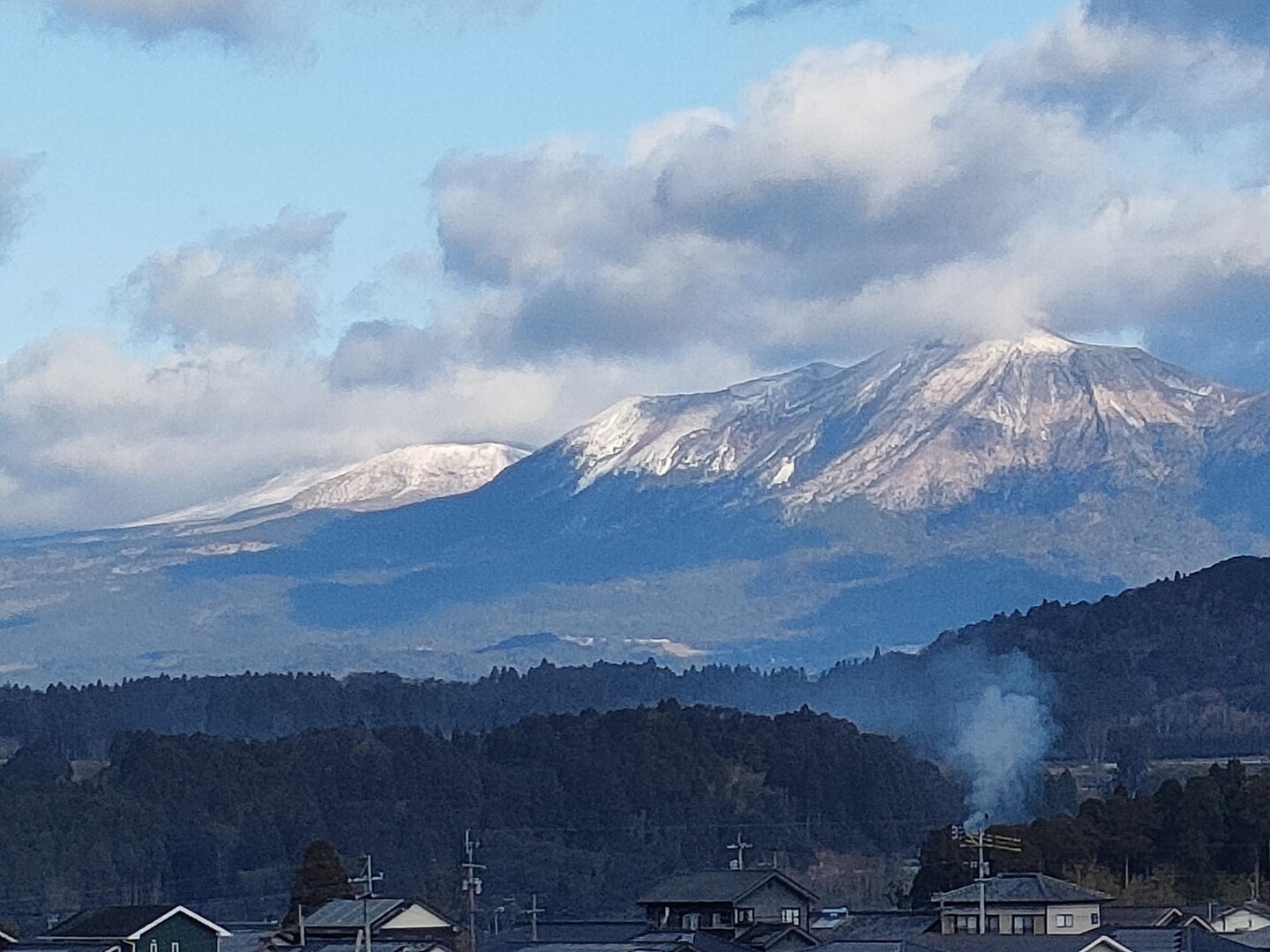 今朝の霧島山系 寒波過ぎ去りました 明日... / 山遊び人 komeさんのモーメント | YAMAP / ヤマップ
