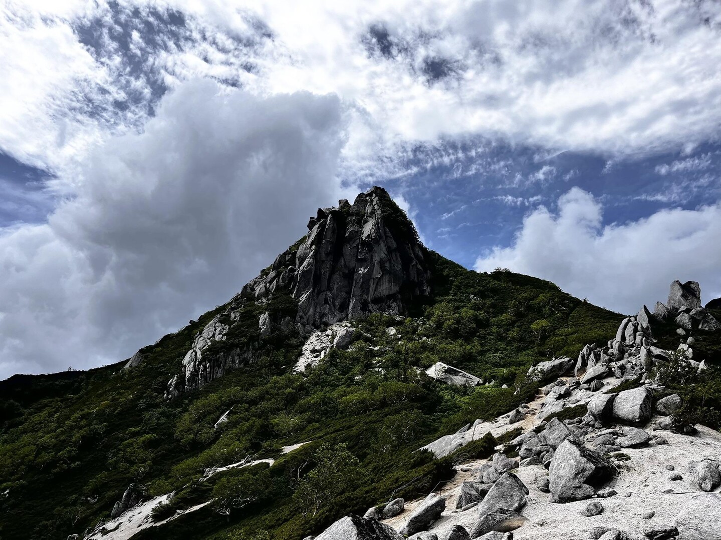 烏帽子岳・野口五郎岳 / 𝙮𝙖𝙨.𝙪.𝙠𝙤さんの野口五郎岳・真砂岳・湯俣岳の活動日記 | YAMAP / ヤマップ