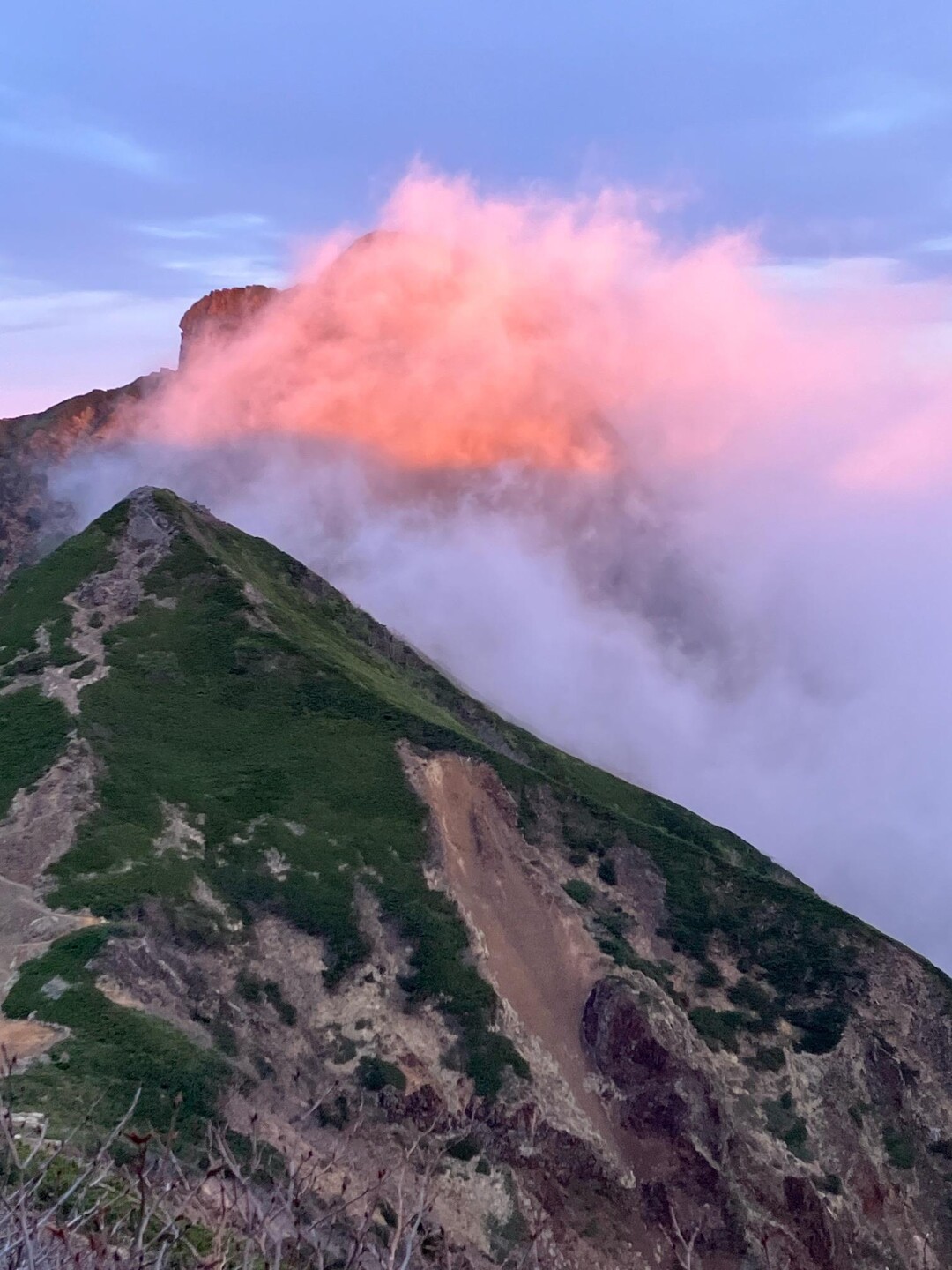 噴火する横岳・阿弥陀岳 赤岳リベンジ / aceさんの八ヶ岳（赤岳・硫黄岳・天狗岳）の活動データ | YAMAP / ヤマップ
