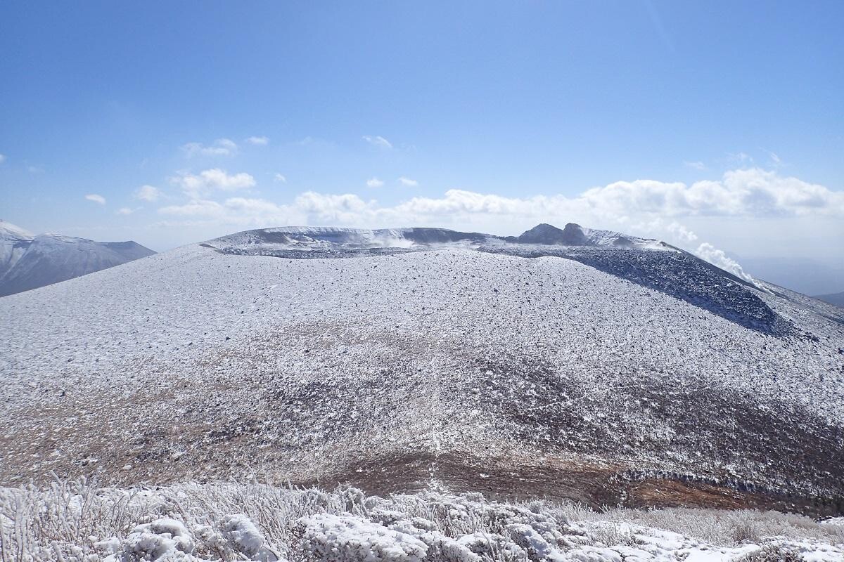 新雪の中、獅子戸岳へ / actさんの霧島山・韓国岳・高千穂峰・夷守岳・烏帽子岳の活動データ | YAMAP / ヤマップ