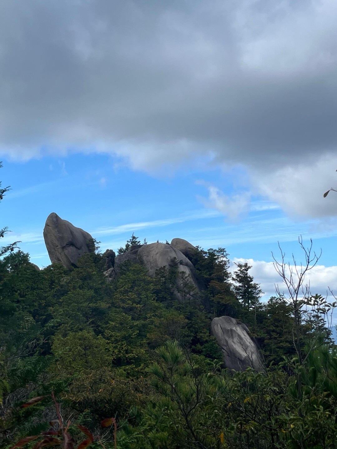絶景の低山👺竜王山・天狗岩へ / karin.fさんの金勝アルプス（鶏冠山・竜王山）の活動データ | YAMAP / ヤマップ