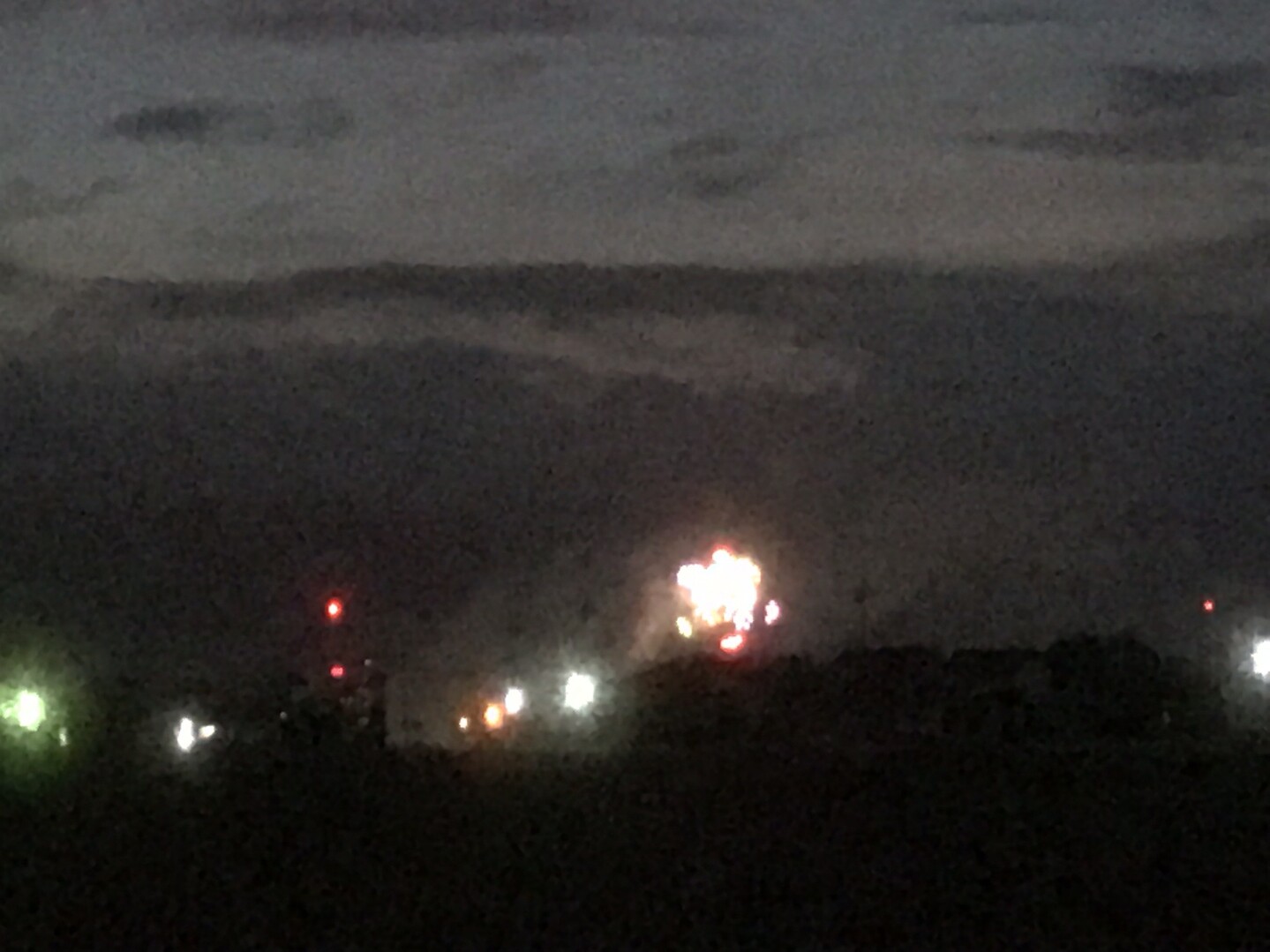 8Lウォーキング、北の空と東の空で花火が... / ハヤケンさんのモーメント | YAMAP / ヤマップ