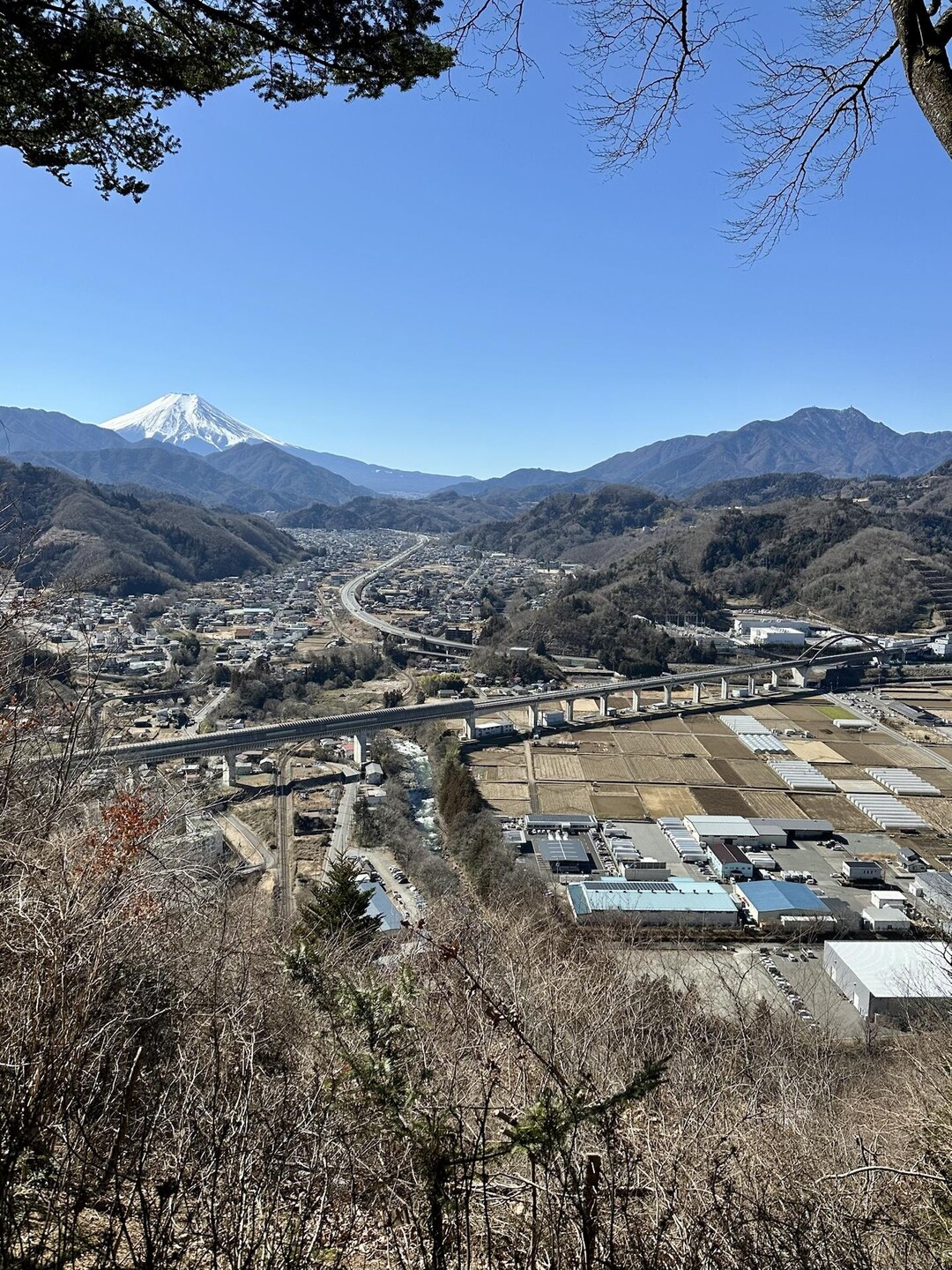 九鬼山とリニアビュー🚅 / yamayokoさんの倉岳山・高畑山・九鬼山の活動データ | YAMAP / ヤマップ