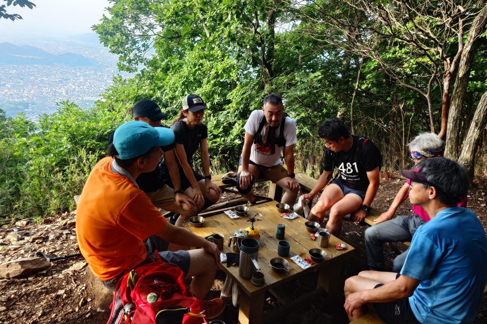 セール最終日、の前の山頂カフェ Wt+7kg / ta2さんの鳴神山・吾妻山の活動データ | YAMAP / ヤマップ