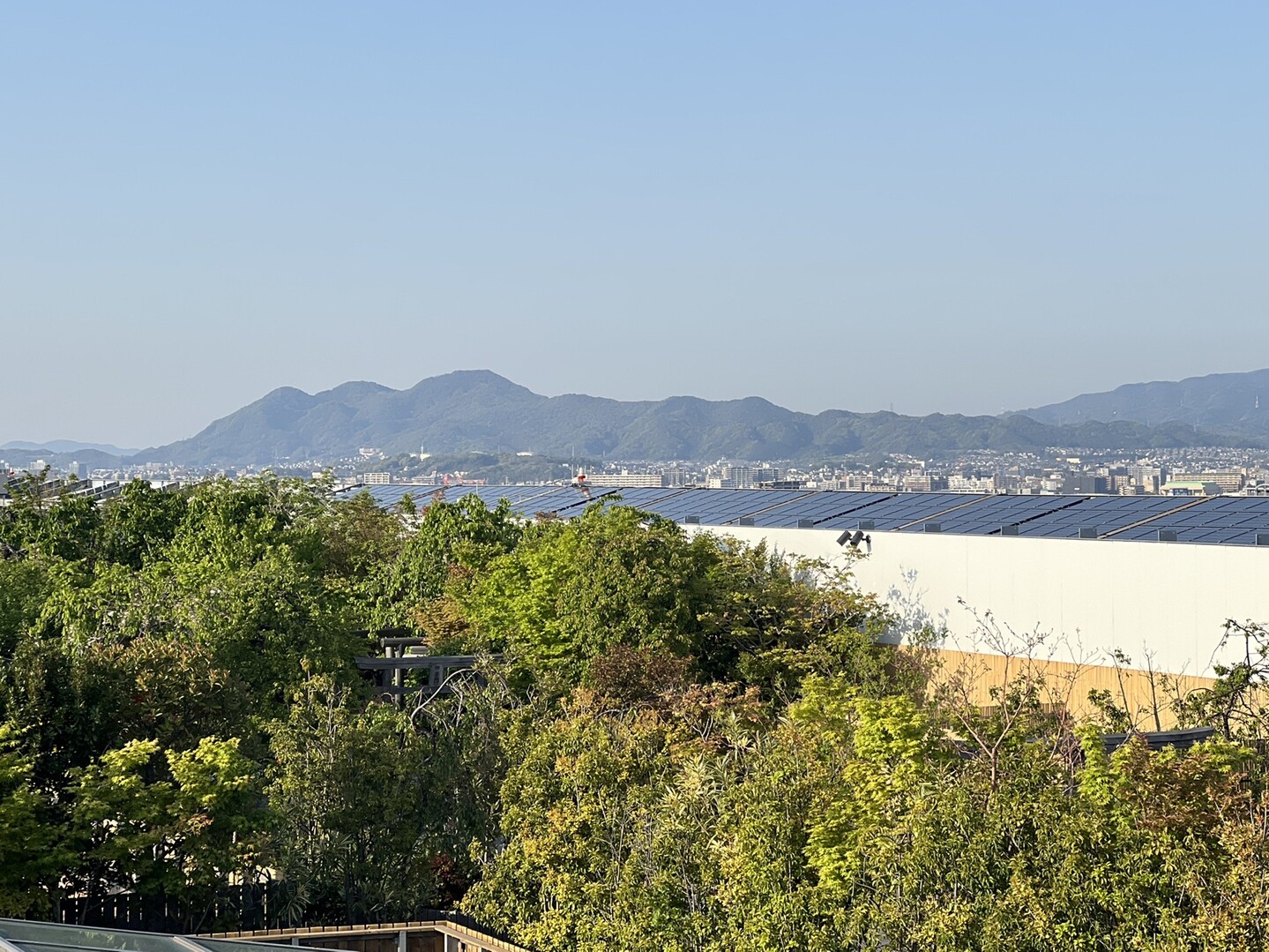 JR博多駅の屋上。つばめ広場から見た 白... / FW16さんのモーメント | YAMAP / ヤマップ