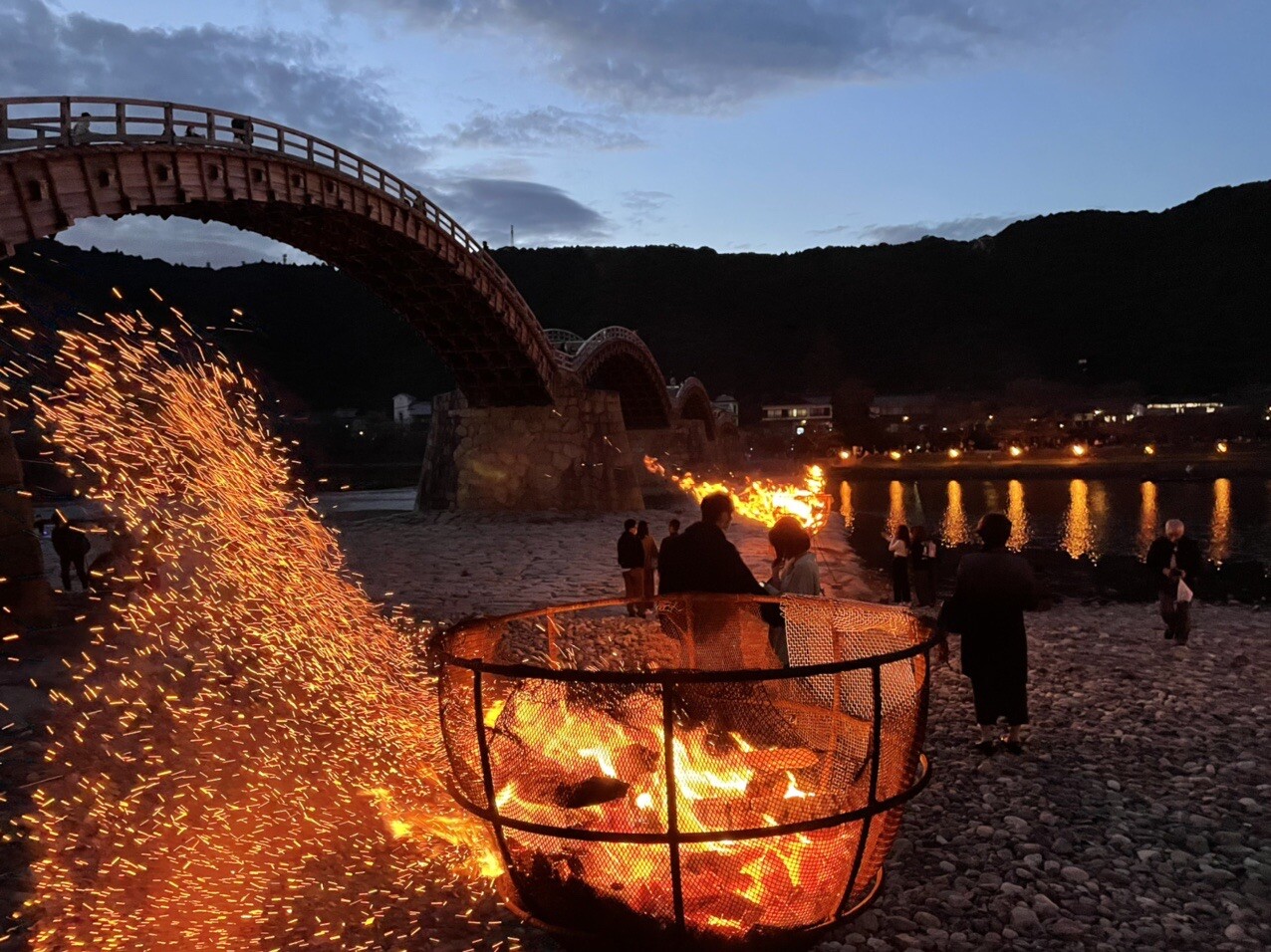 錦帯橋芸術祭 たいまつ特集💦 / GONKEさんのモーメント | YAMAP / ヤマップ