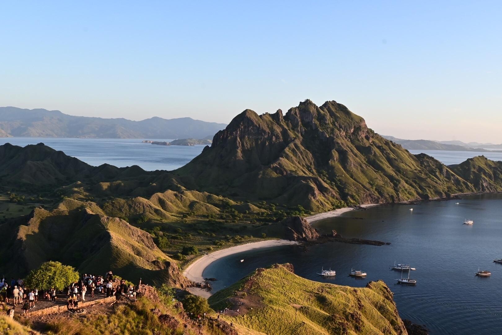 Indonesia Labuan Bajo, Padar Island / OMUさんのウォーキングの活動データ | YAMAP / ヤマップ