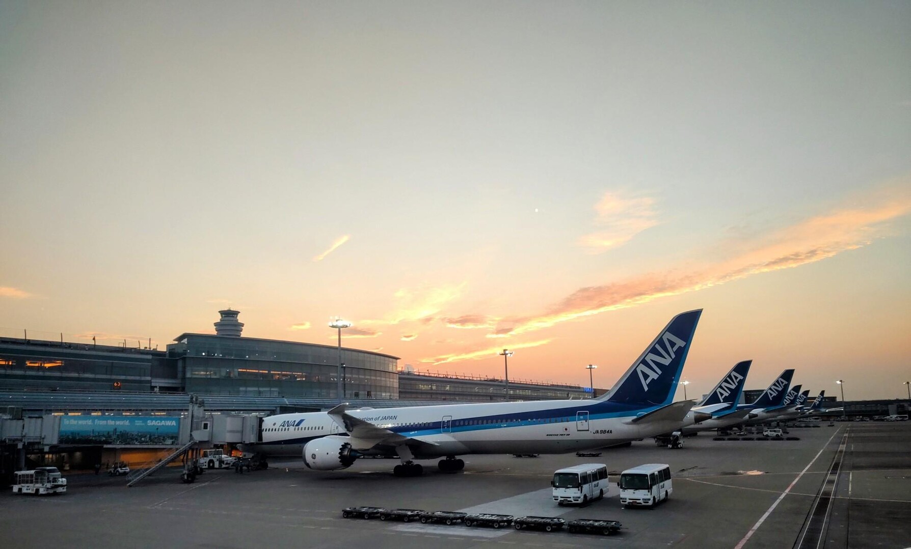 羽田 ️伊丹です。 今日のトワイライトフ... / moonさんのモーメント | YAMAP / ヤマップ