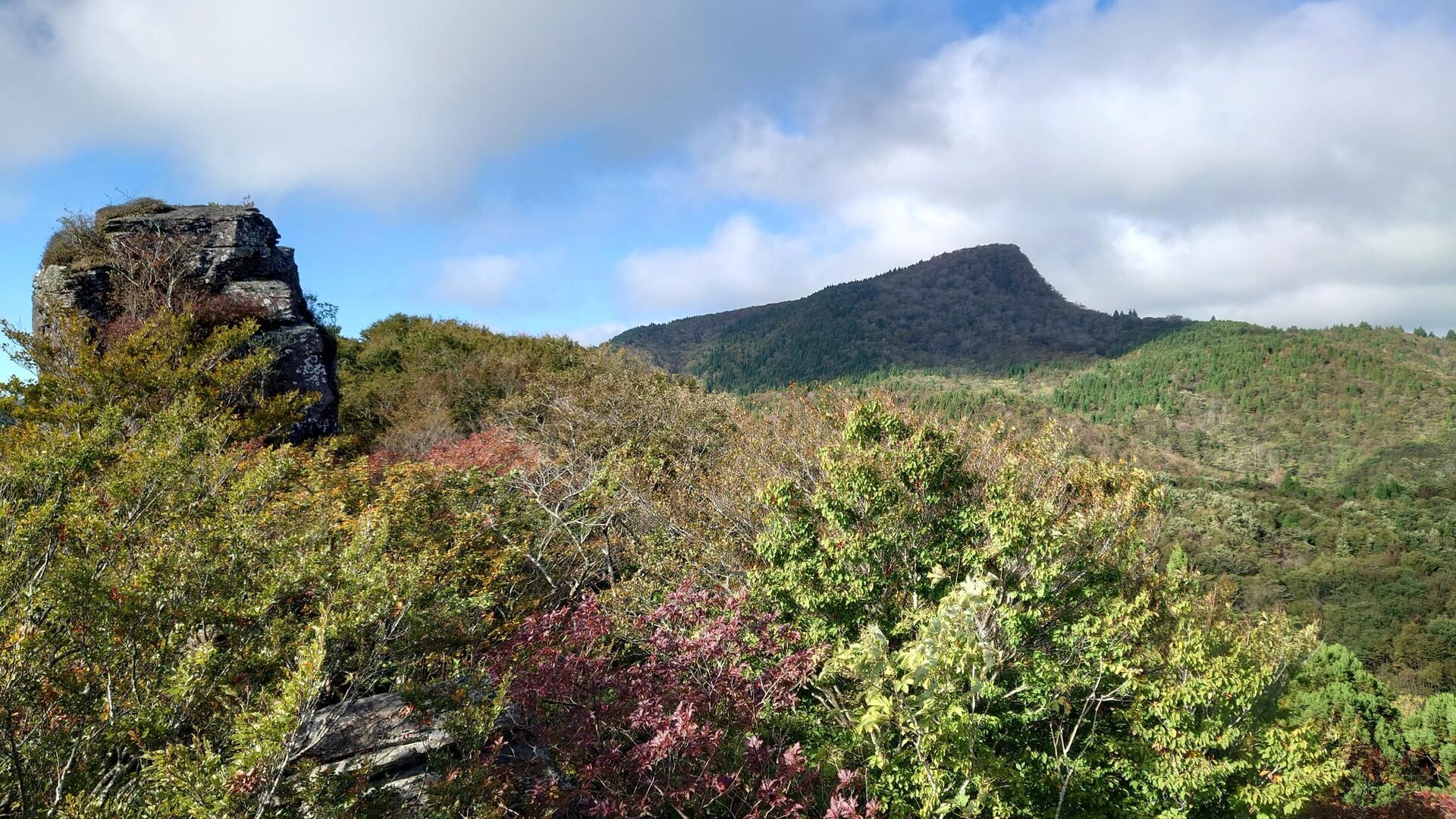 クルソン仏岩から太田川源流域 / Rokuさんの吉和冠山（安芸冠山）・広高山・寂地山の活動データ | YAMAP / ヤマップ