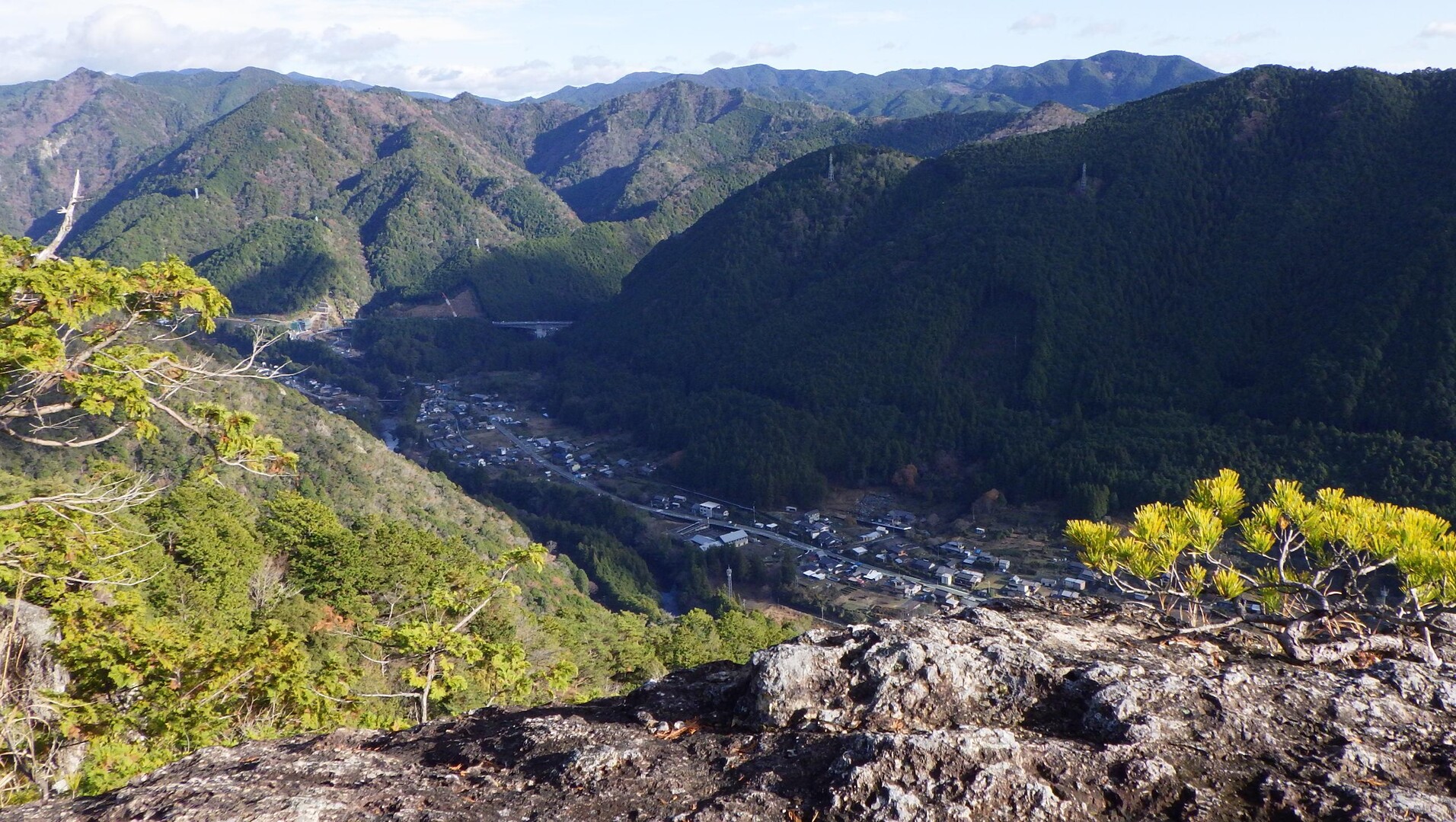 獅子岩 / そうでんさんの宇連山・鳳来寺山・岩古谷山の活動データ | YAMAP / ヤマップ