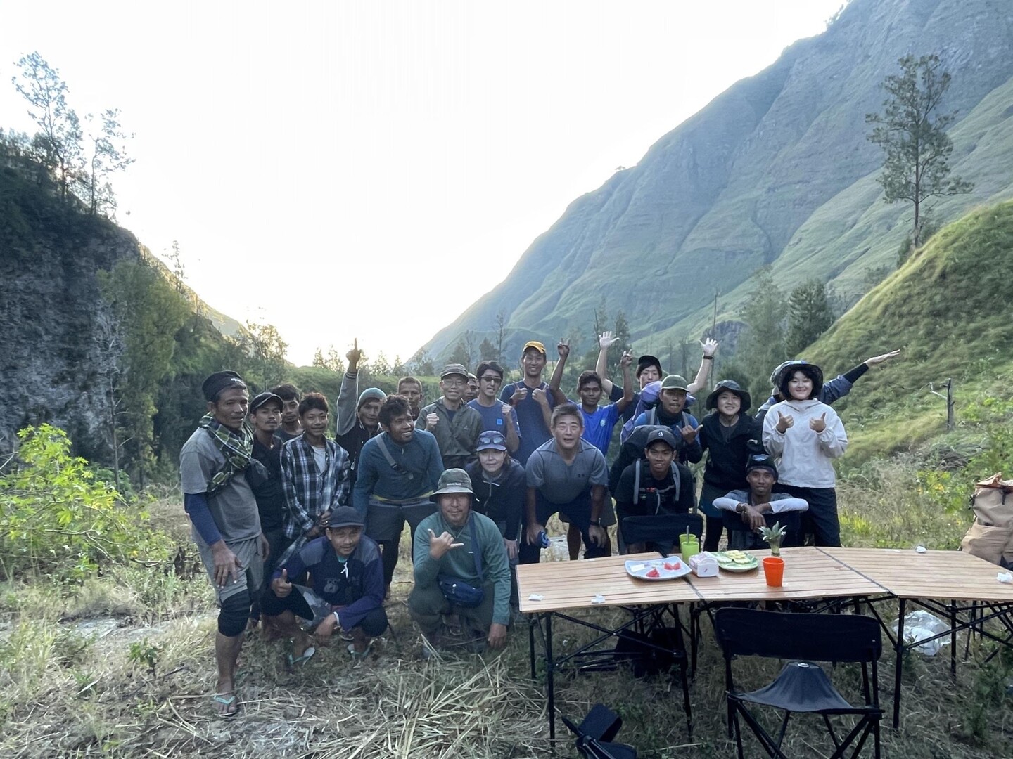 みんな、ありがとう‼️リンジャニ山 15-17.June.2024 / suggy1967さんのリンジャニ山の活動データ | YAMAP / ヤマップ