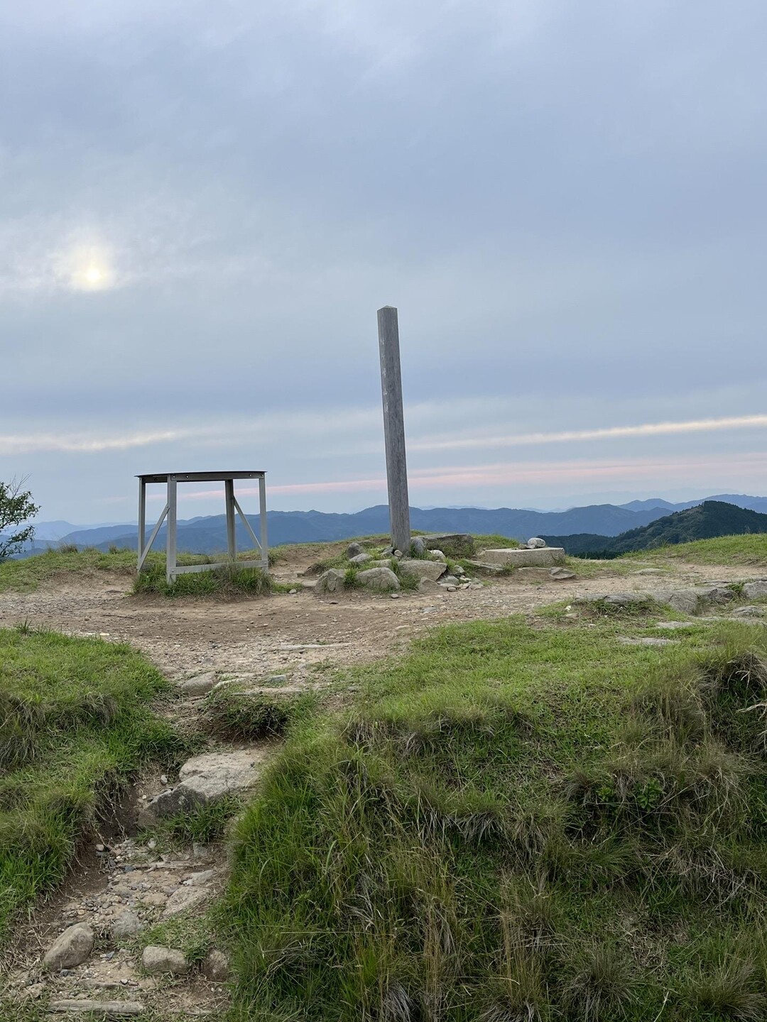 夕焼け小焼けには早かった@経ヶ峰 / 良 ⛩ OKDさんの経ヶ峰の活動データ | YAMAP / ヤマップ