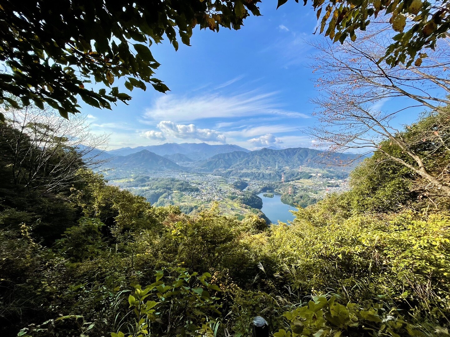 高尾山縦走した時に撮影した一枚📸 見晴... / HIRO88さんのモーメント | YAMAP / ヤマップ