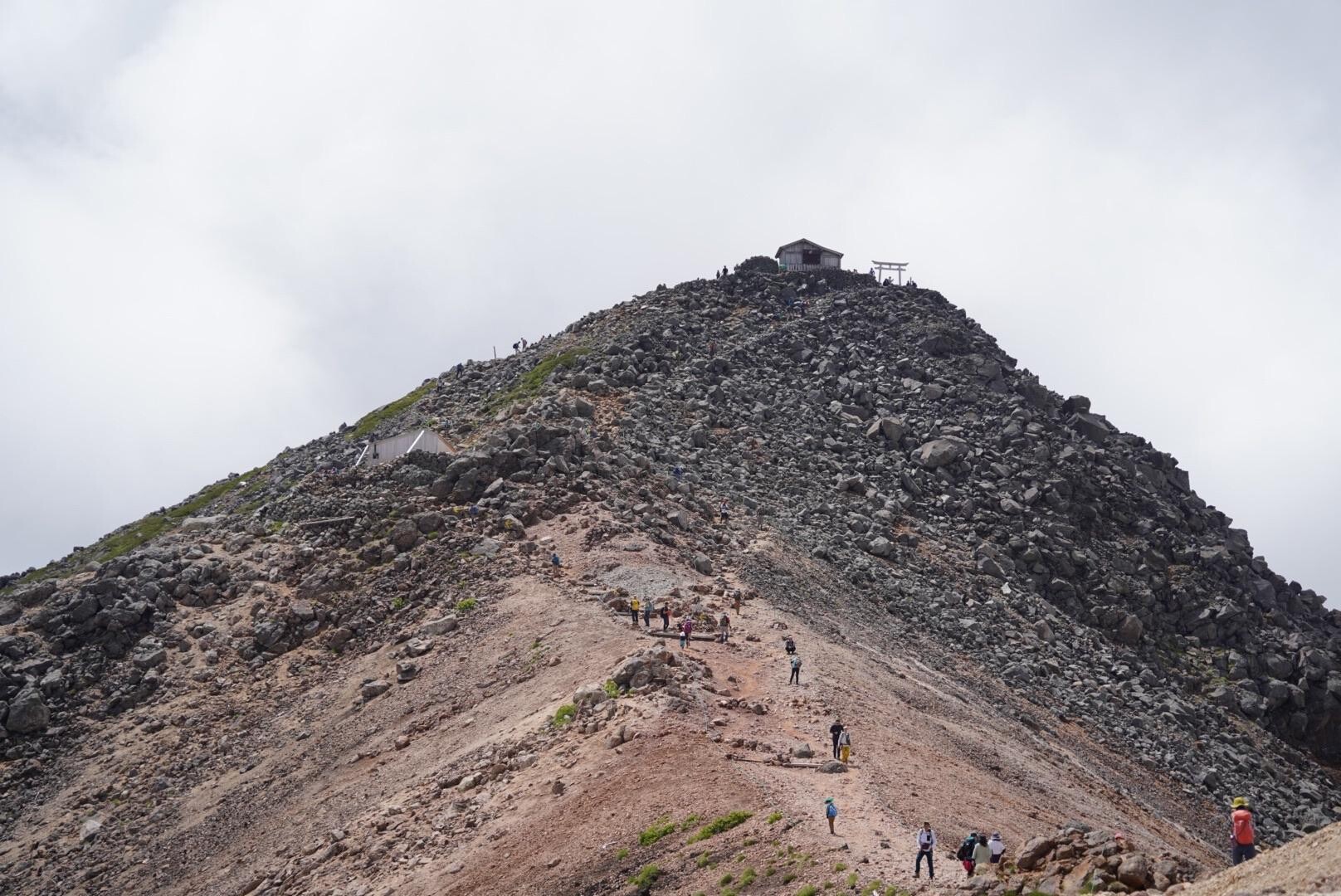 乗鞍岳（剣ヶ峰） 〜🚌で楽ちん 3000m級の百名山へ⛰️〜 / ihatoveさんの乗鞍岳の活動データ | YAMAP / ヤマップ