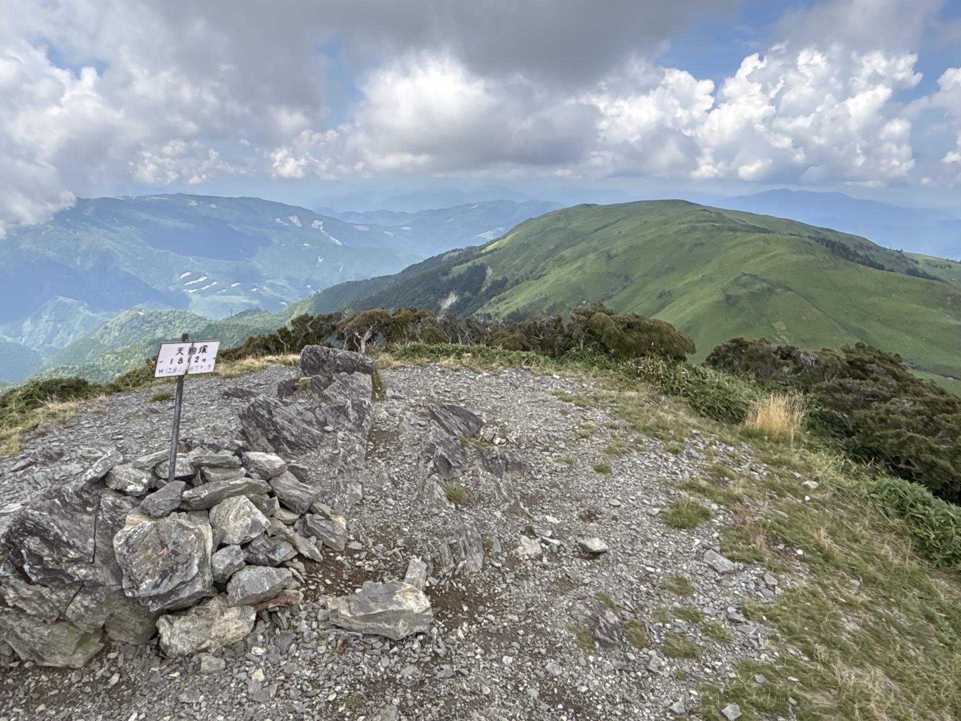 天狗塚・牛の背 / sora.riku.umi.mio.nekoさんの三嶺・天狗塚・石立山の活動データ | YAMAP / ヤマップ