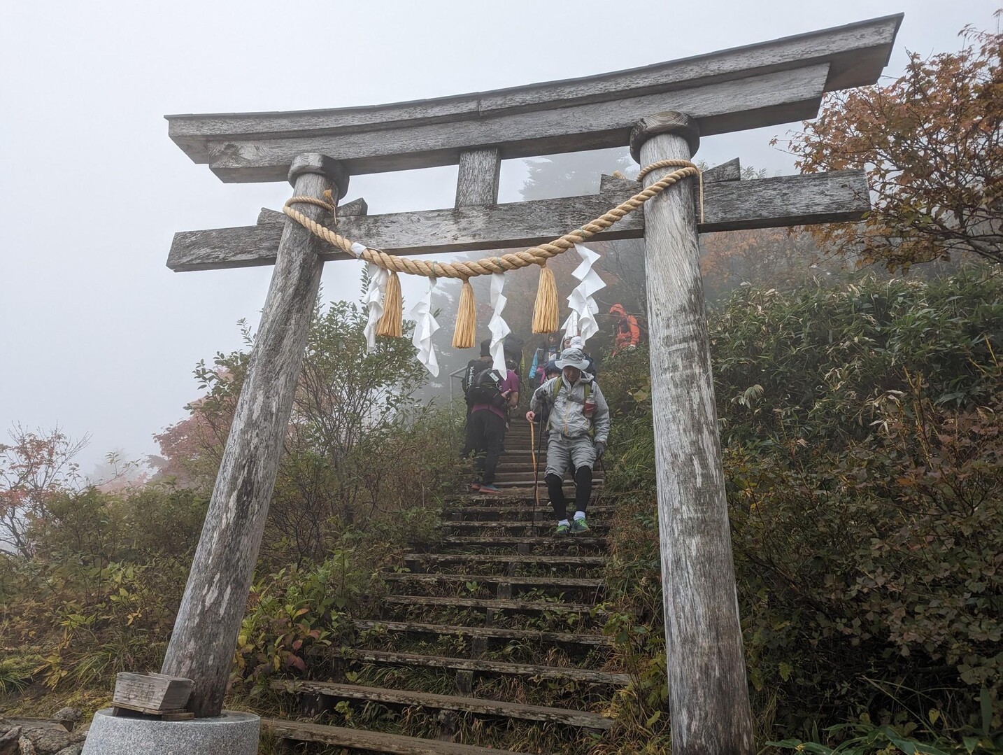 石鎚山紅葉登山(仮) / F-taさんの石鎚山・堂ヶ森・二ノ森の活動データ | YAMAP / ヤマップ