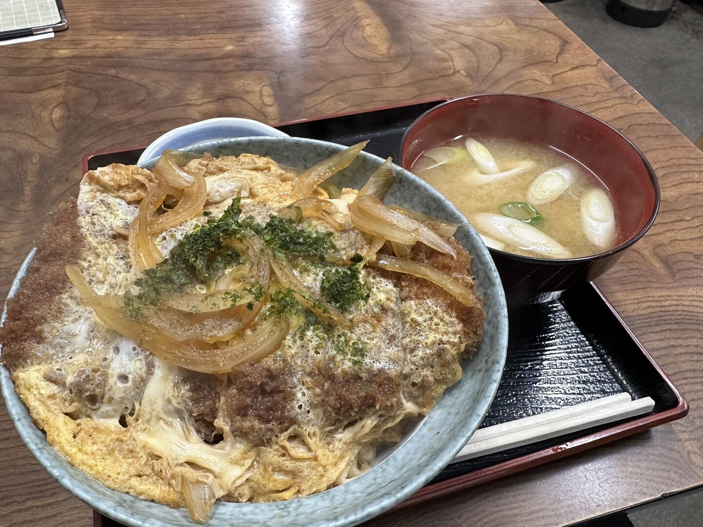 高尾山の帰りにカツ丼と月見そば食べました... / syunziさんのモーメント | YAMAP / ヤマップ