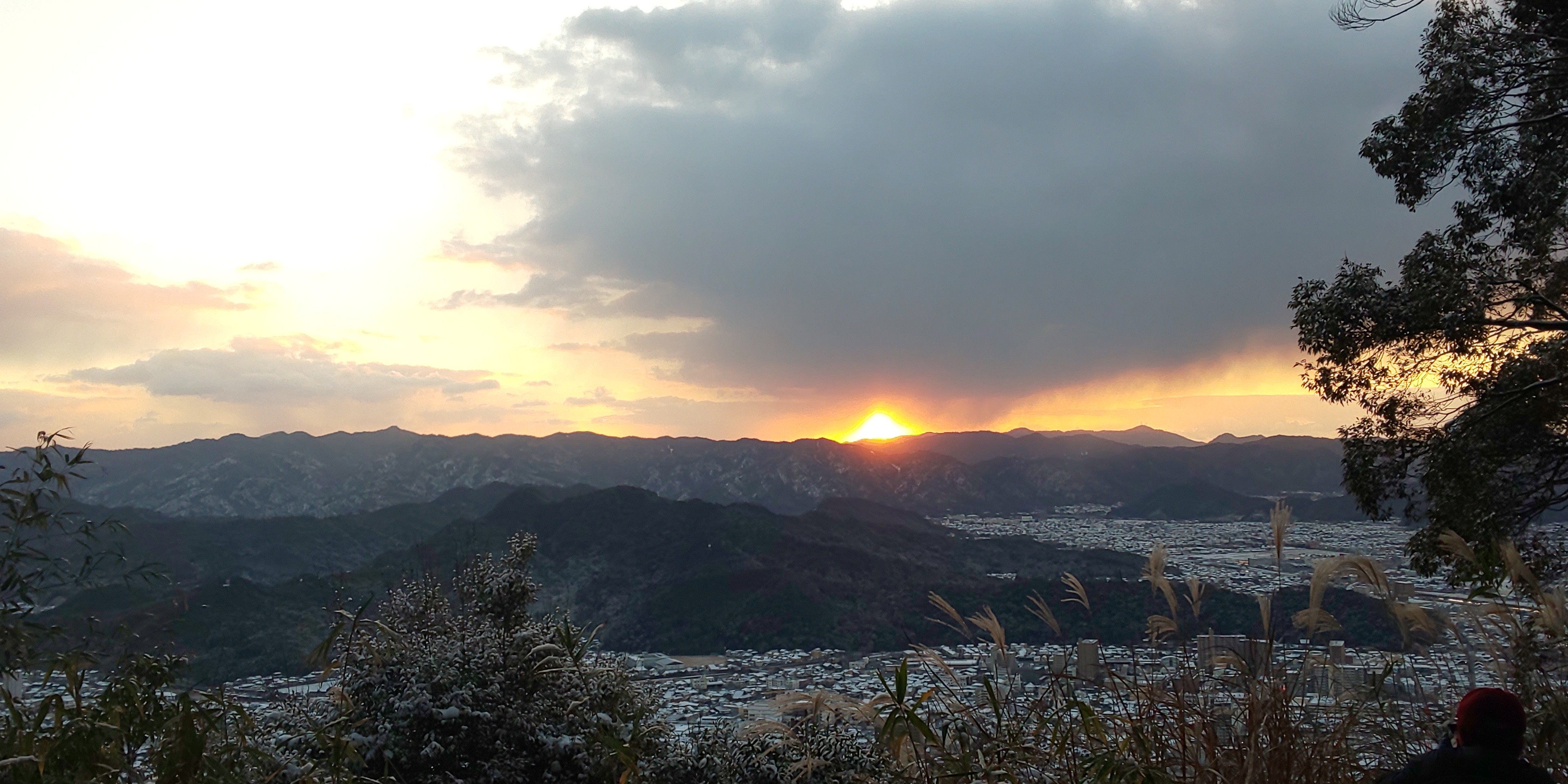 2021年初日の出🌄 天気も微妙で、ぎ... / Mioさんのモーメント | YAMAP / ヤマップ