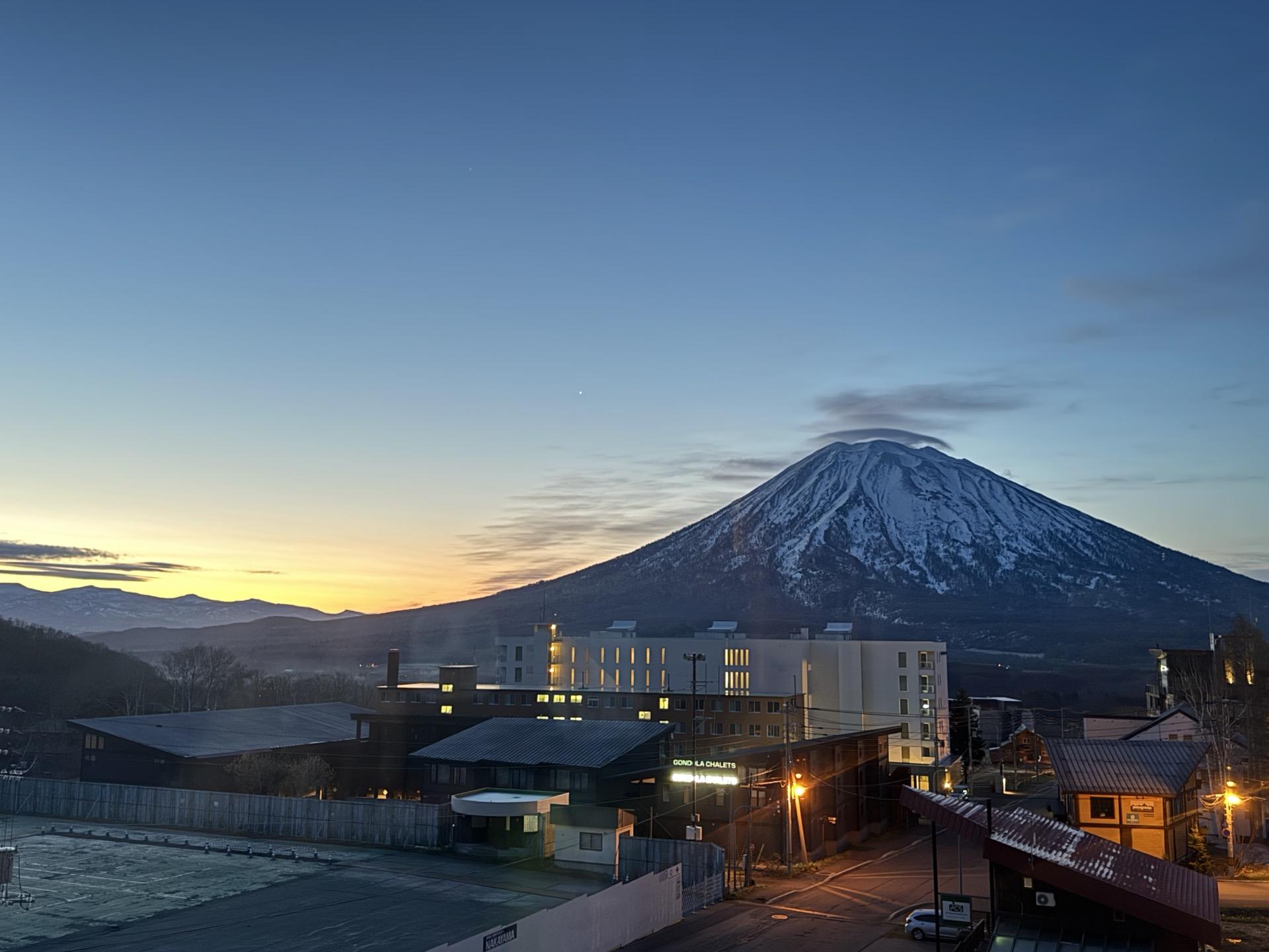 今朝の羊蹄山🏔🥱´- / HIRO-K2さんのモーメント | YAMAP / ヤマップ