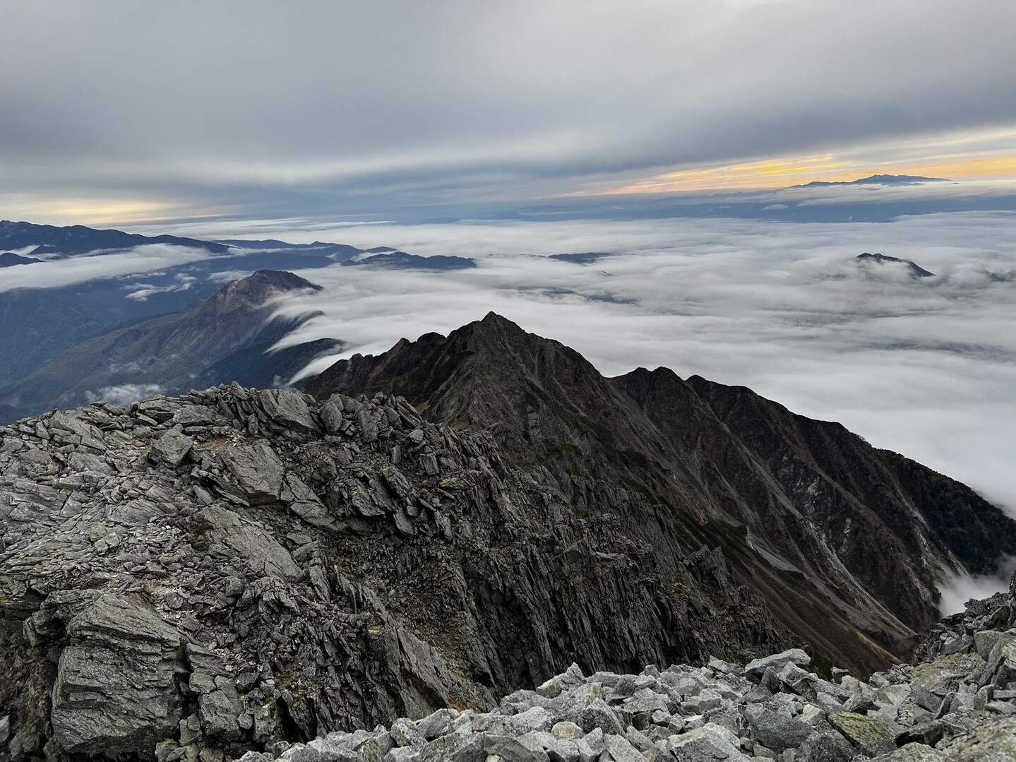 西穂丸山・西穂独標・ピラミッドピーク・チャンピオンピーク・西穂高岳・赤岩岳・間ノ岳・天狗ノ頭・... / Shinjiさんの槍ヶ岳・穂高岳・上高地の活動データ | YAMAP / ヤマップ