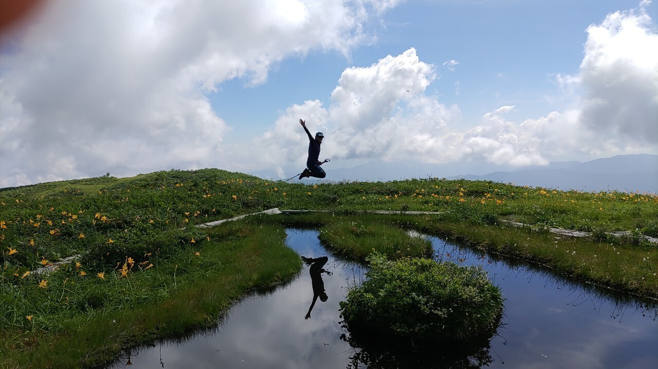 天空の楽園、絶賛営業中 ニッコウキスゲ咲き誇る白木峰 / 白木峰・小白木峰の写真28枚目 / FU～だいさん、飛びました！お見事！ | YAMAP / ヤマップ