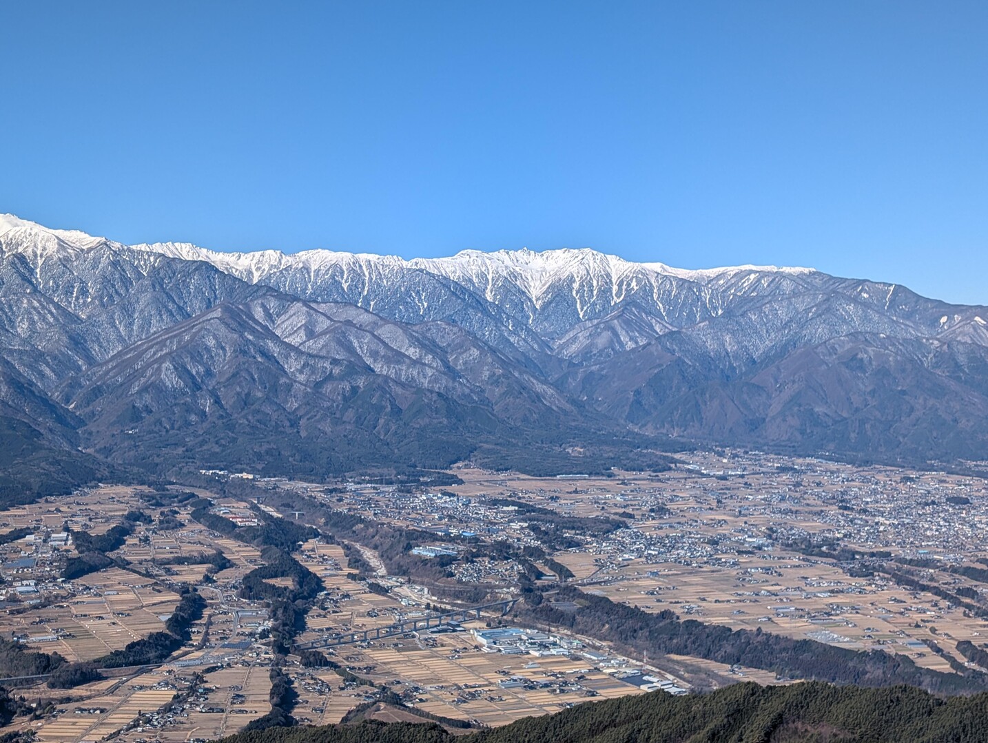 雲一つない絶景！ 陣馬形山 / MSCさんの陣馬形山の活動データ | YAMAP / ヤマップ