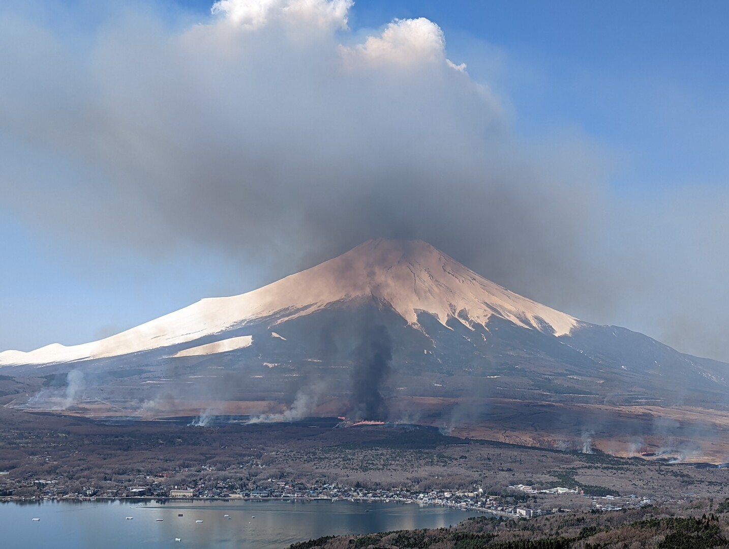 北富士演習場の火入れを見に大平山に / endohさんの御正体山・杓子山・石割山の活動データ | YAMAP / ヤマップ
