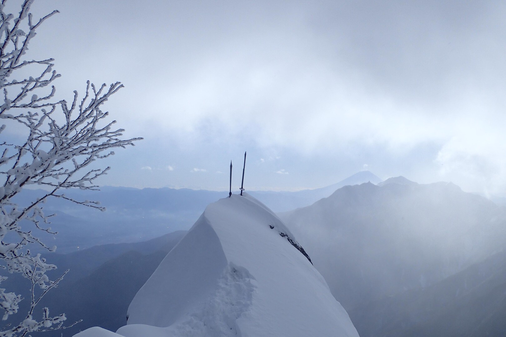 2024年末の甲斐駒ヶ岳 / j-sumiさんの甲斐駒ヶ岳・日向山の活動データ | YAMAP / ヤマップ